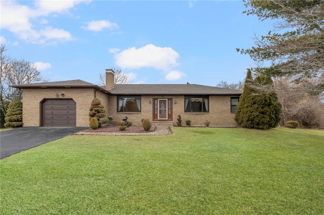 65 Janet Dr, Cranston, RI 02921 - MLS 1401849 - Coldwell Banker