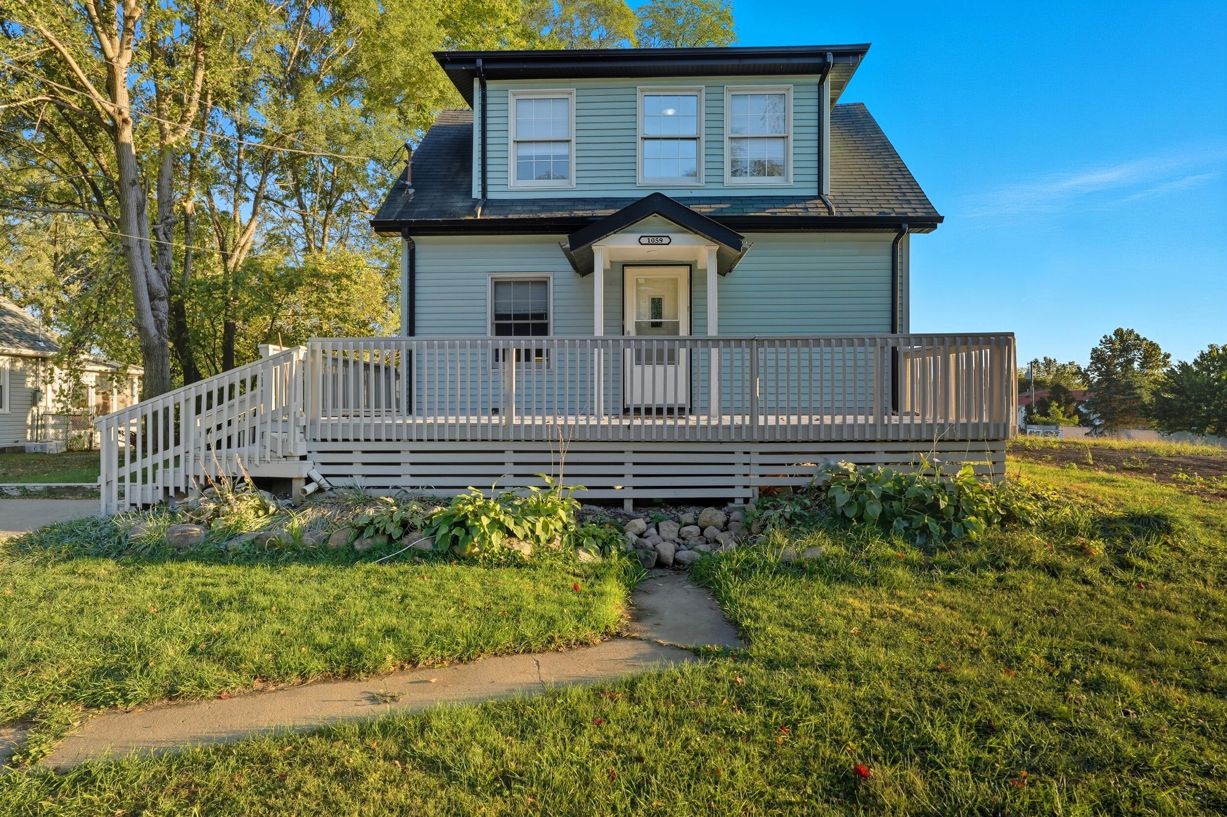 Cottage Homes In Valparaiso In