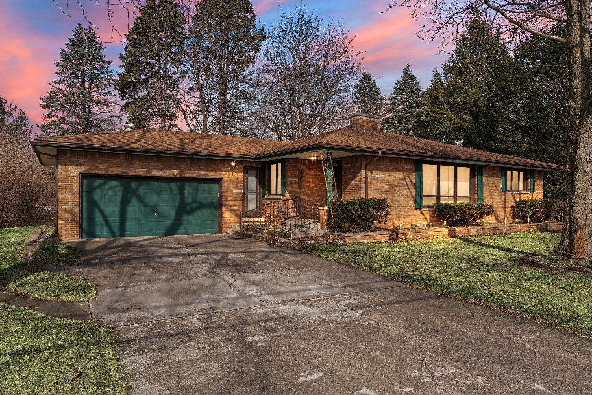 6460 Old Porter Rd, Portage, IN 46368 - MLS 800035 - Coldwell Banker