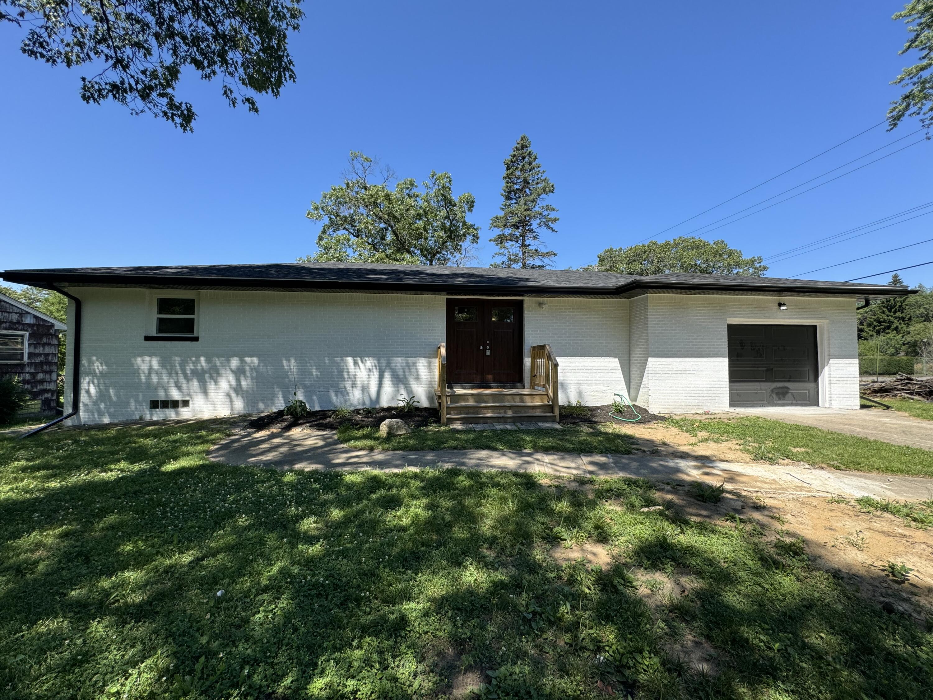 4900 Hayes St, Gary, IN 46408 - MLS 806035 - Coldwell Banker