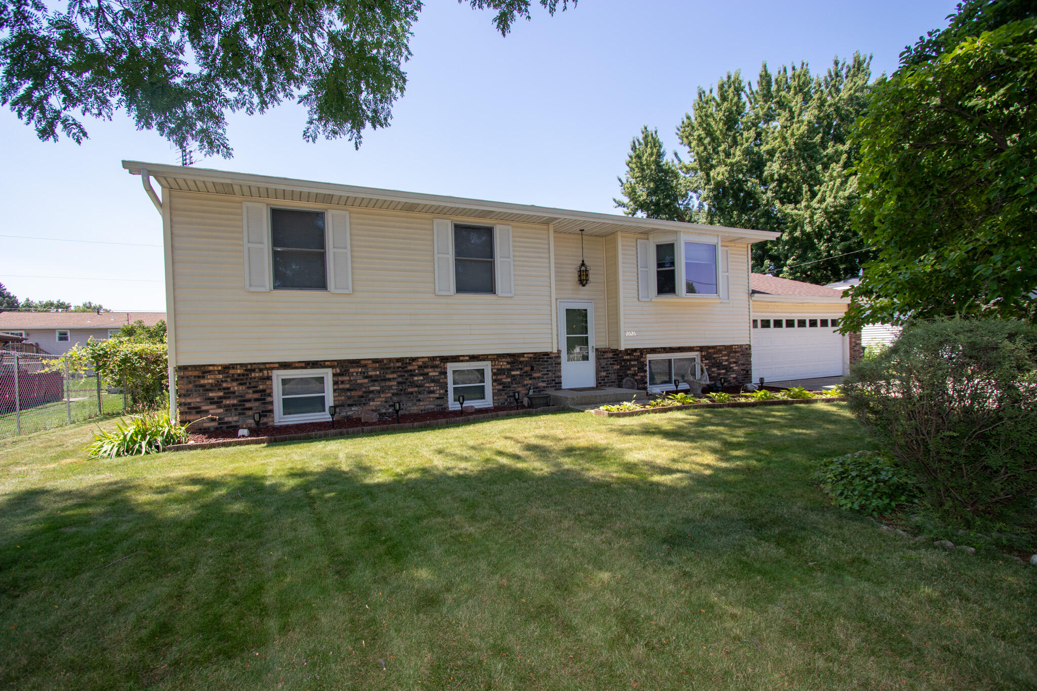 2026 Samuelson Rd, Portage, IN 46368 - MLS 807601 - Coldwell Banker