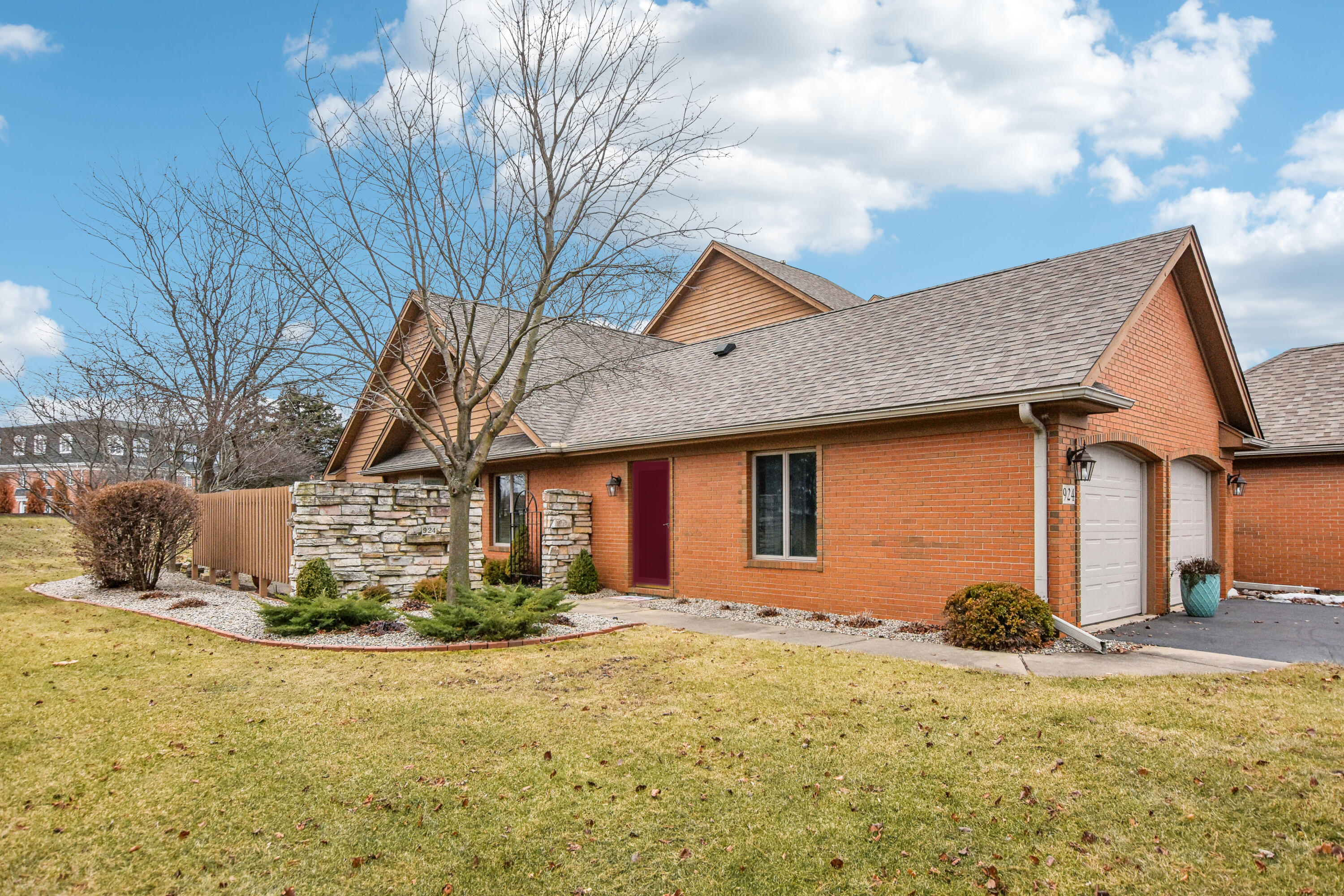 924 Cornwallis Ln, Munster, IN 46321 - MLS 815591 - Coldwell Banker