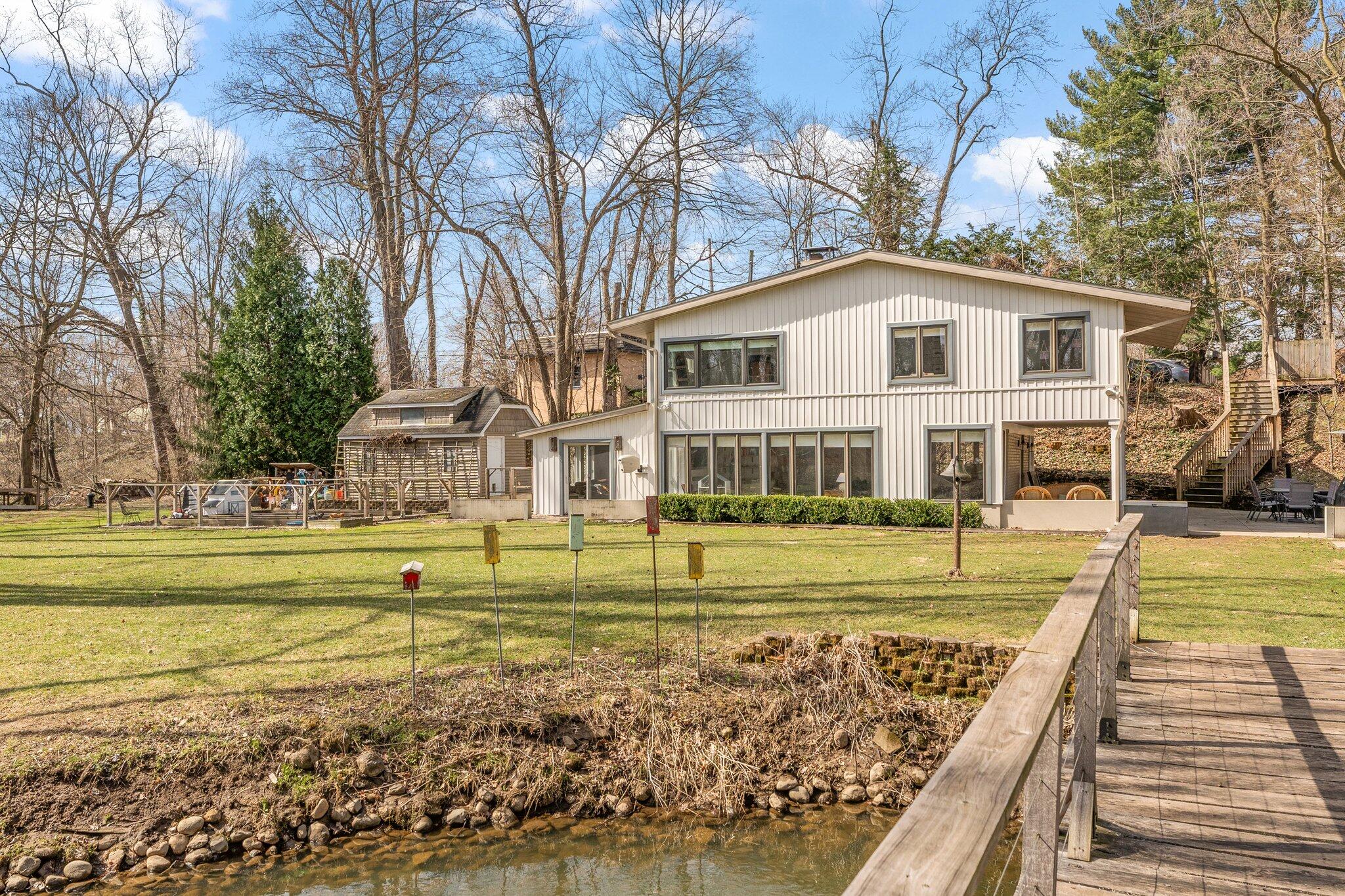 601 S Calumet Rd, Chesterton, IN 46304 - MLS 817791 - Coldwell Banker