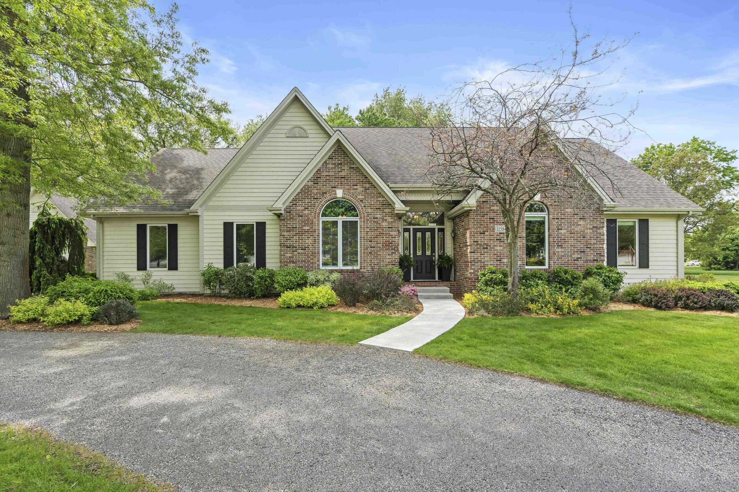 11584 Lilac St, Demotte, IN 46310 - MLS 821321 - Coldwell Banker