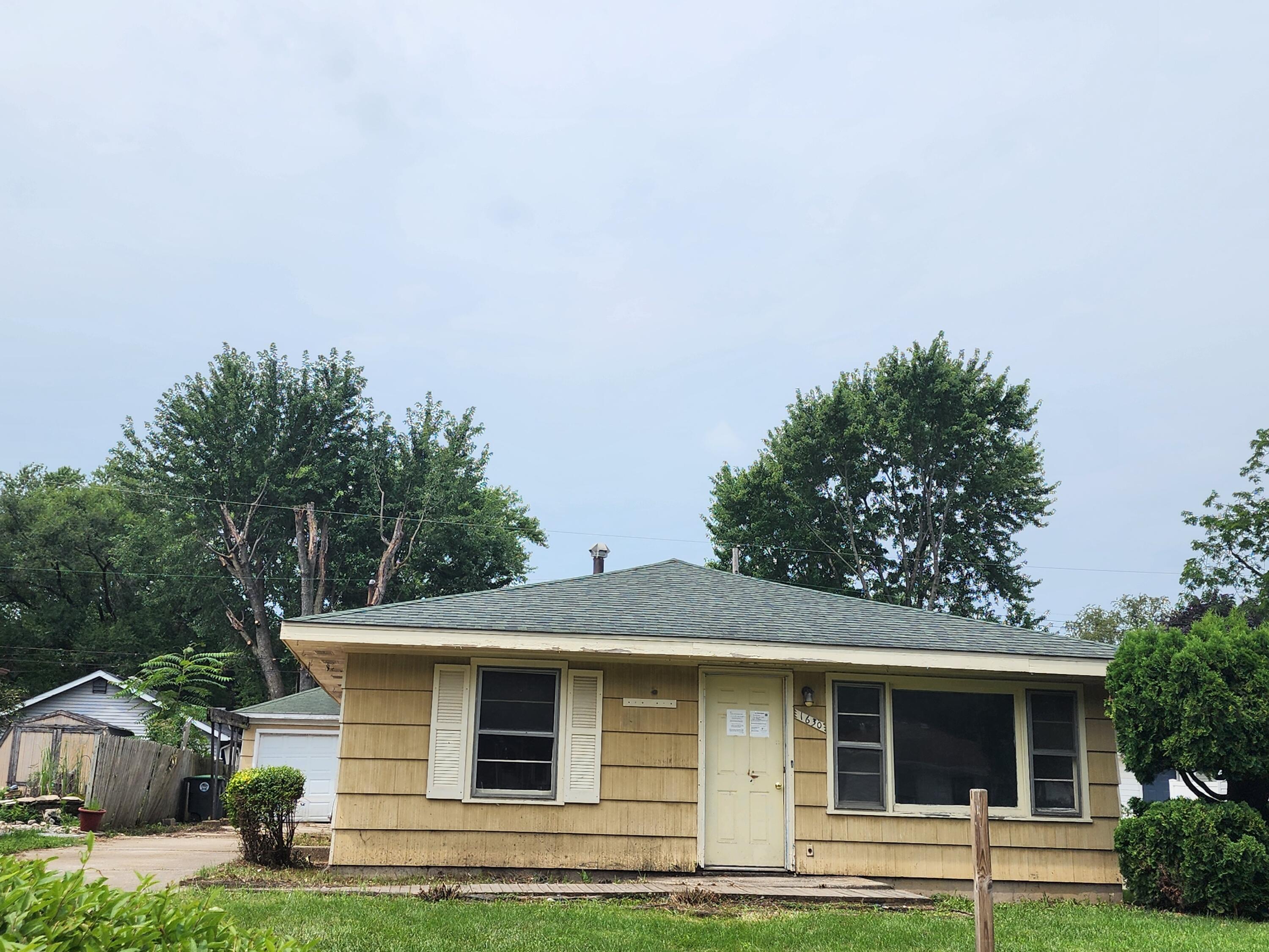 1630 Vine Ct, Hobart, IN 46342 - MLS 825831 - Coldwell Banker