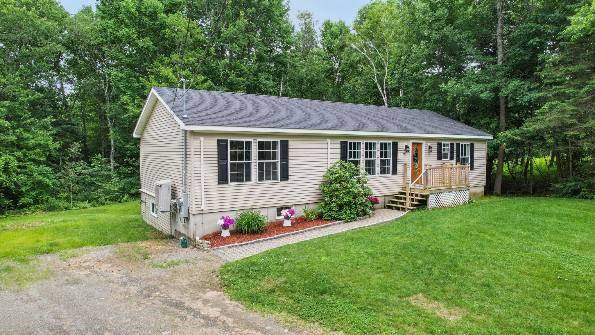 323 Merrill Rd, Levant, ME 04456 - MLS 1629951 - Coldwell Banker