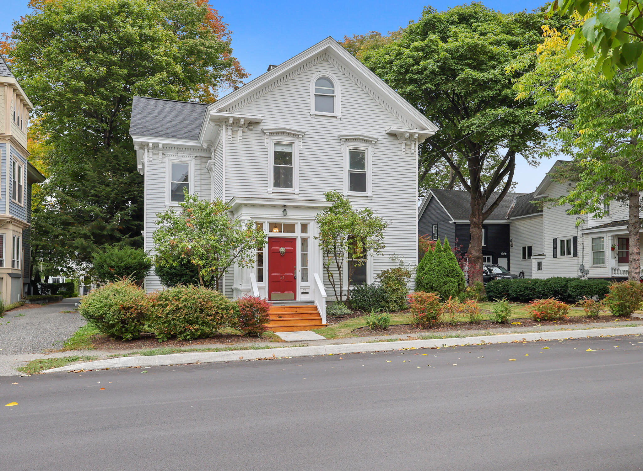 51 Grove St, Bangor, ME 04401 - MLS 1639009 - Coldwell Banker