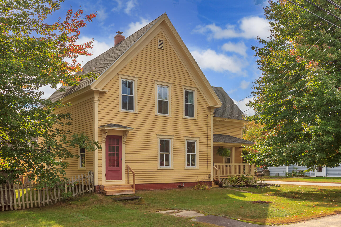 894 Main St, Waterboro, ME 04087 - MLS 1639101 - Coldwell Banker