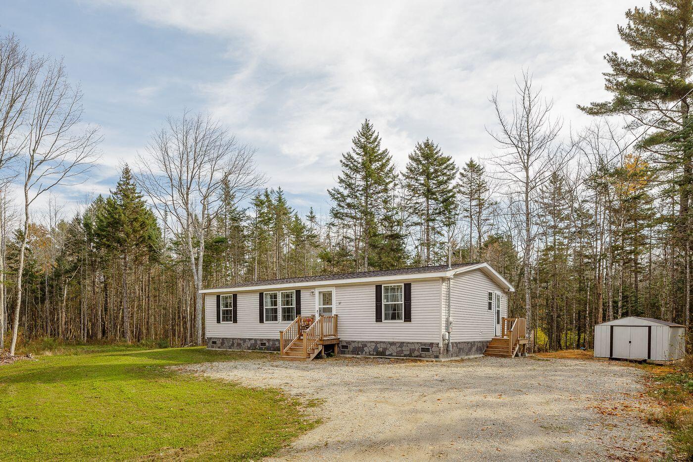 37 Branch Dr, Cushing, ME 04563 - MLS 1578371 - Coldwell Banker