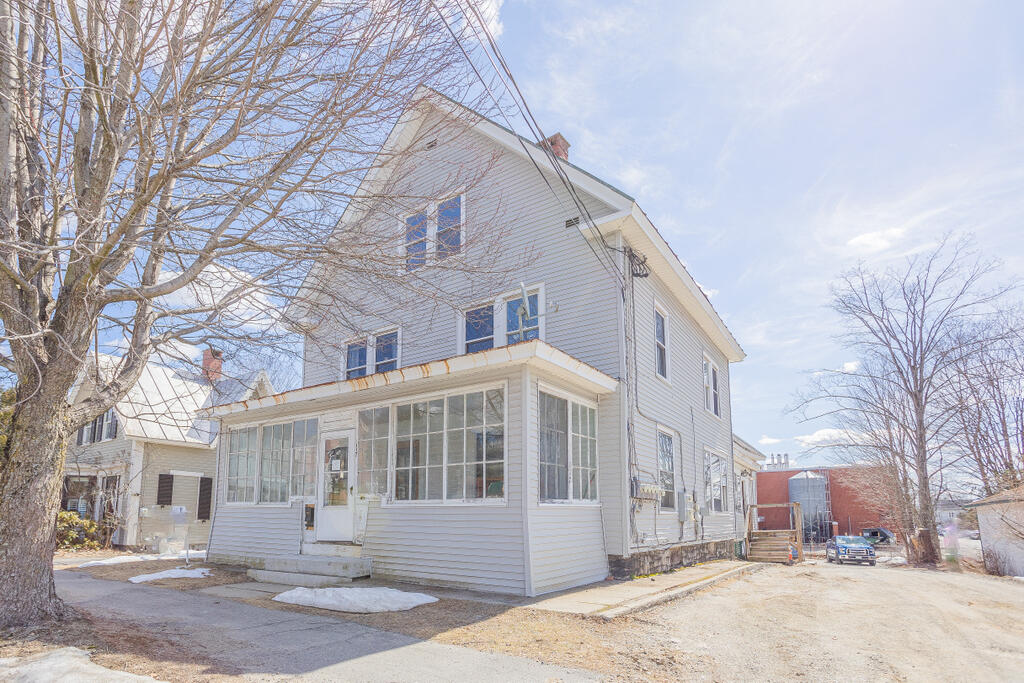 117 Perham St, Farmington, ME 04938 - MLS 1579919 - Coldwell Banker