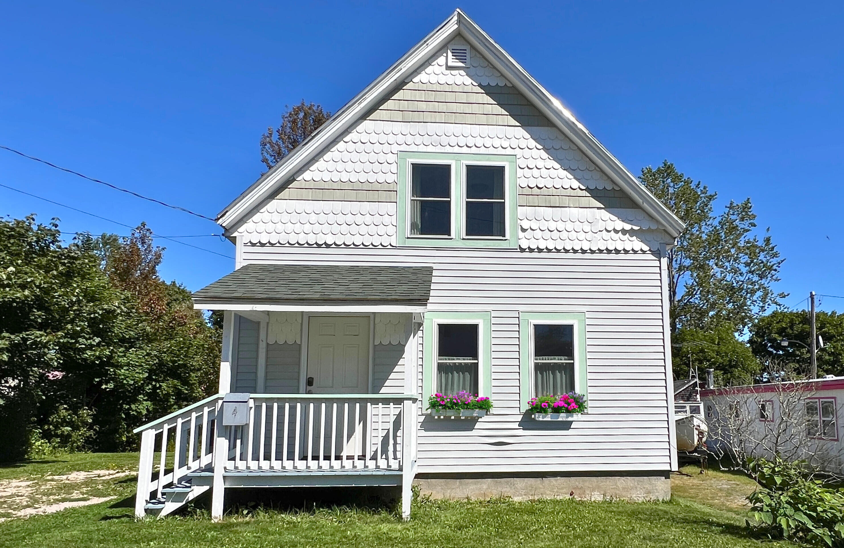 4 Dewey Mowry St, Lubec, ME 04652 - MLS 1602817 - Coldwell Banker