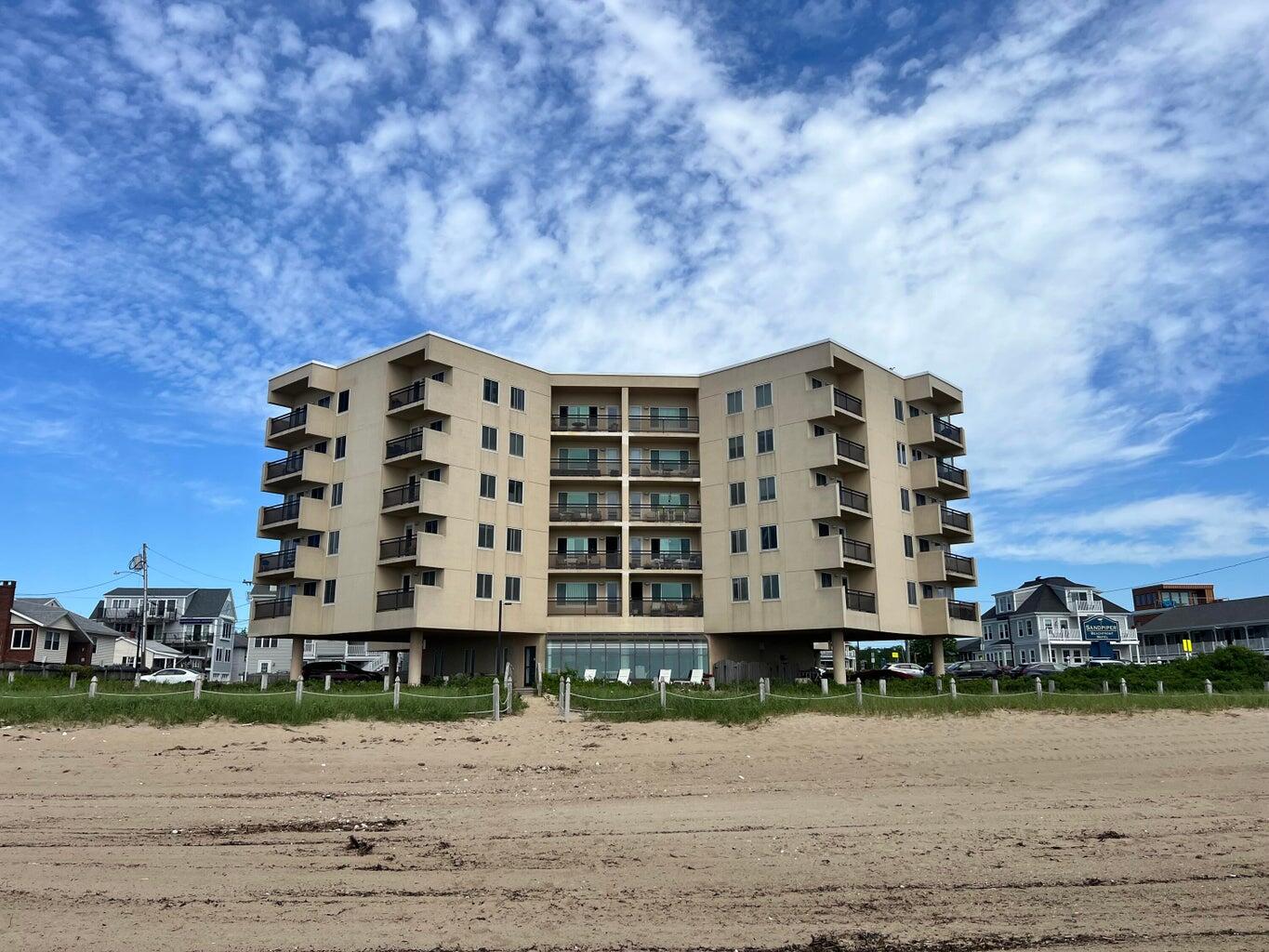 1 Cleaves St #206, Old Orchard Beach, ME 04064 - MLS 1615384 - Coldwell ...
