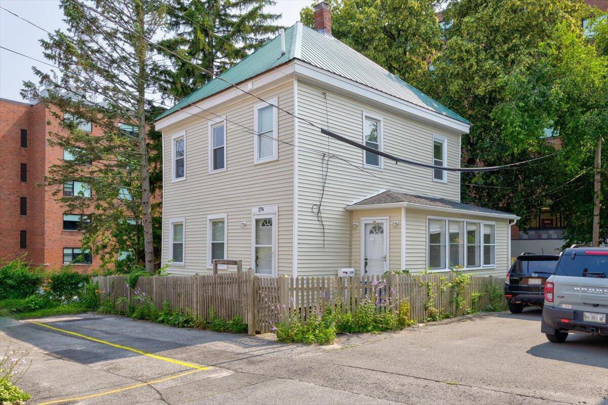 276 B Danforth St, Portland, ME 04102 - MLS 1615673 - Coldwell Banker
