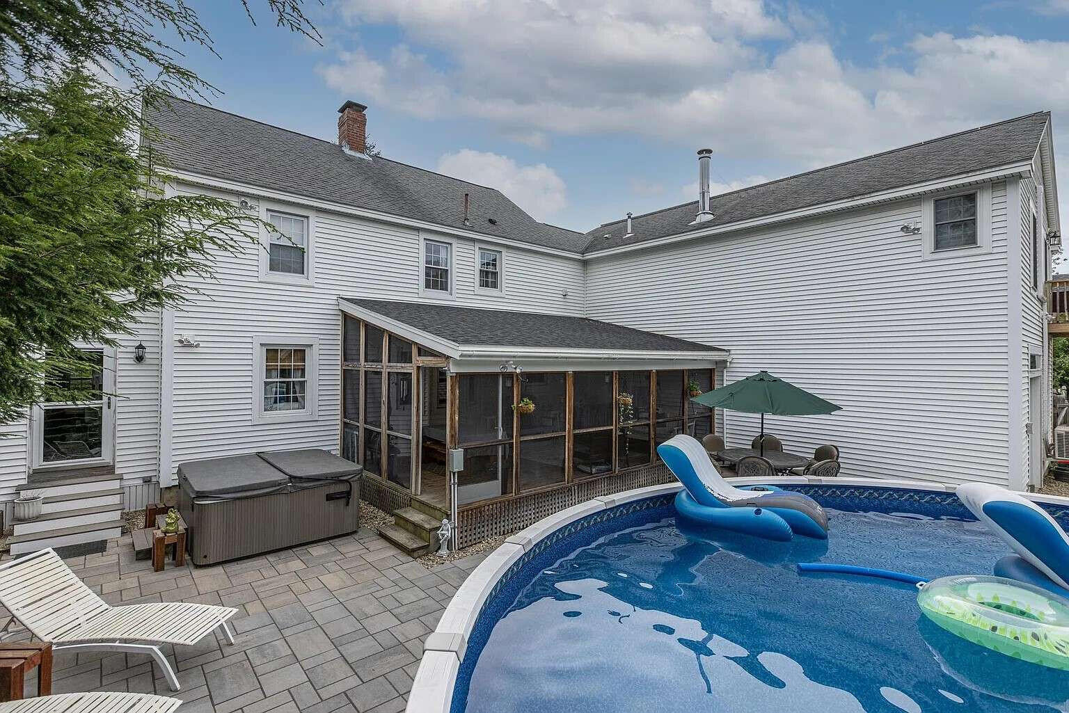 220 North St, Saco, ME 04072 - MLS 1617864 - Coldwell Banker