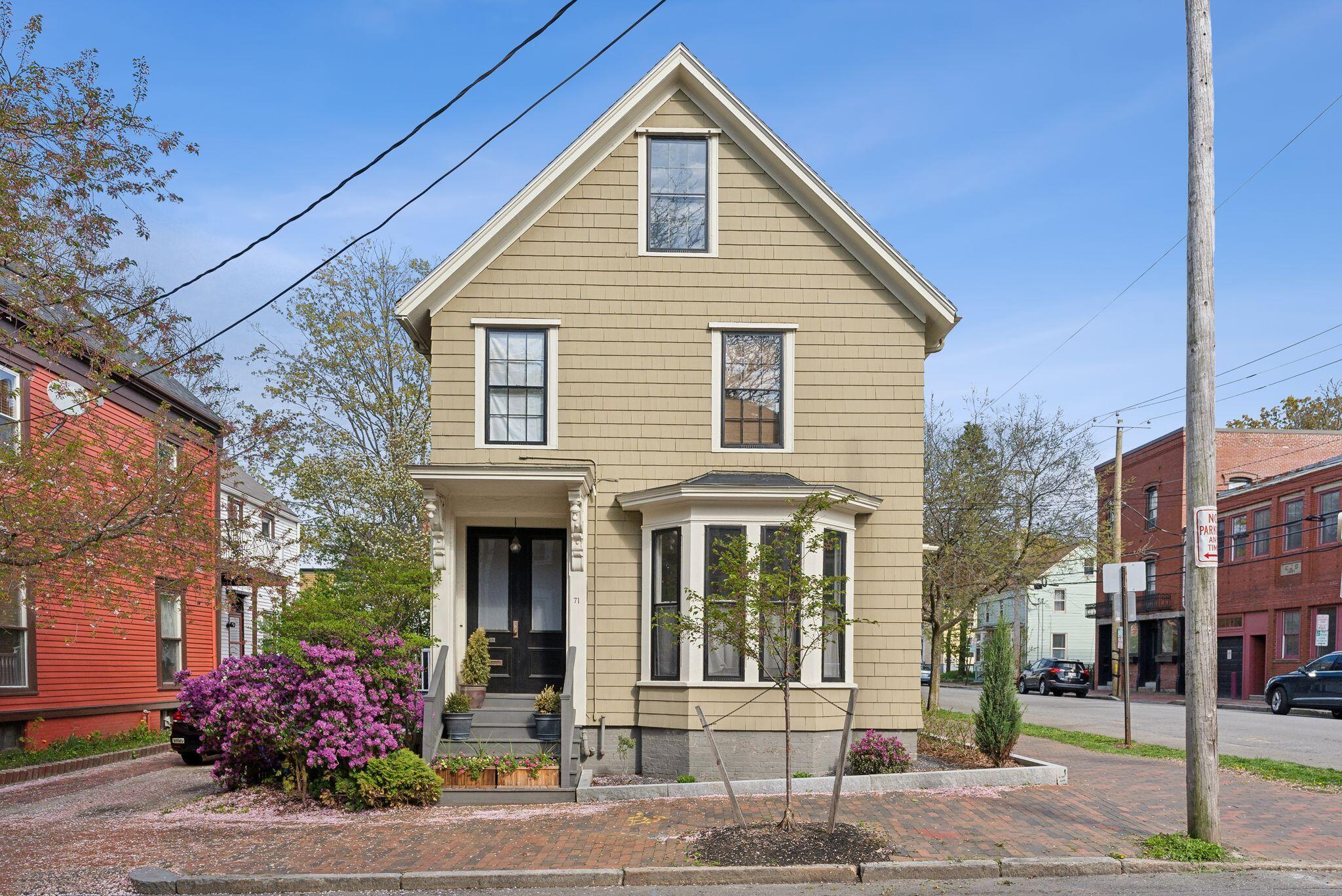 71 Carleton St, Portland, ME 04102 - MLS 1623175 - Coldwell Banker