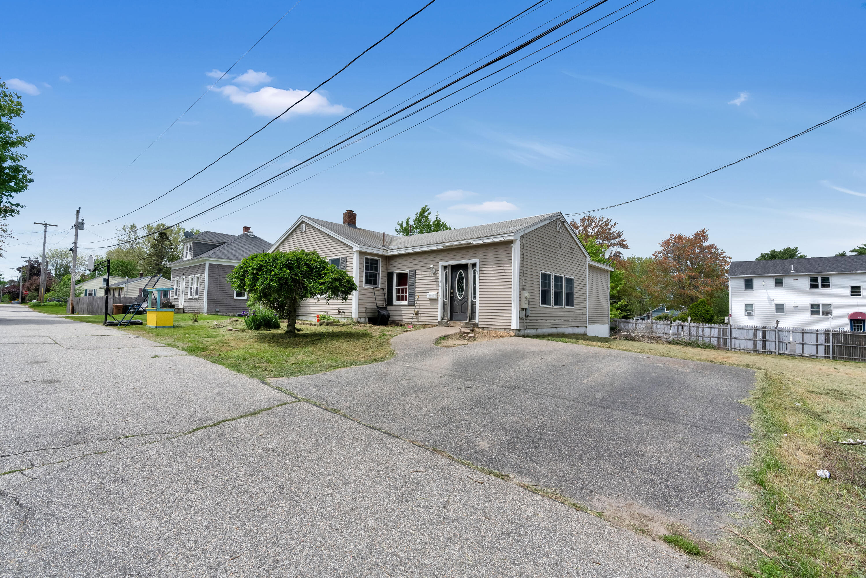 36 Wood Ave, Saco, ME 04072 - MLS 1626843 - Coldwell Banker