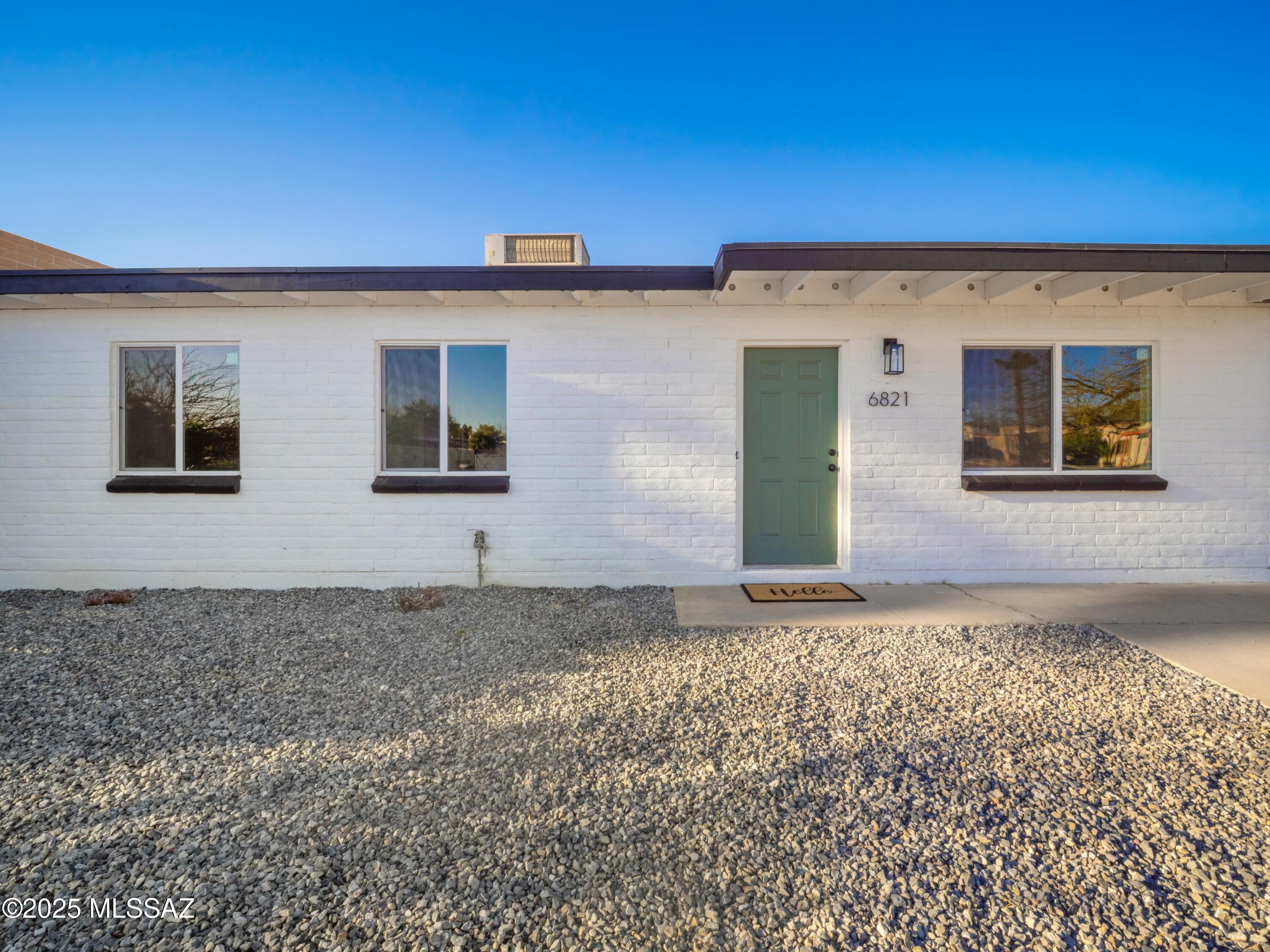 6821 E Victoria St, Tucson, AZ 85730 - MLS 22508043 - Coldwell Banker