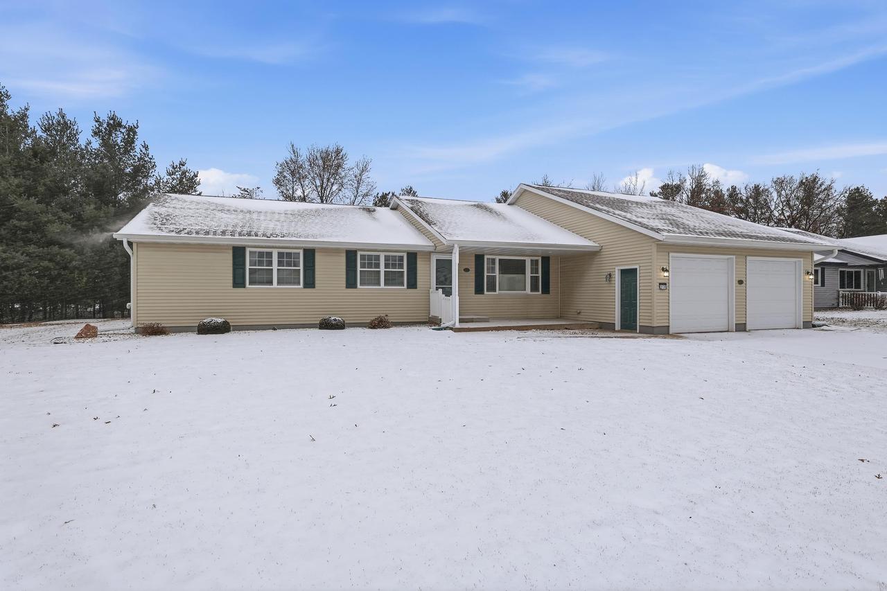 2130 James Ct, Wisconsin Rapids, WI 54494 - MLS 22505569 - Coldwell Banker