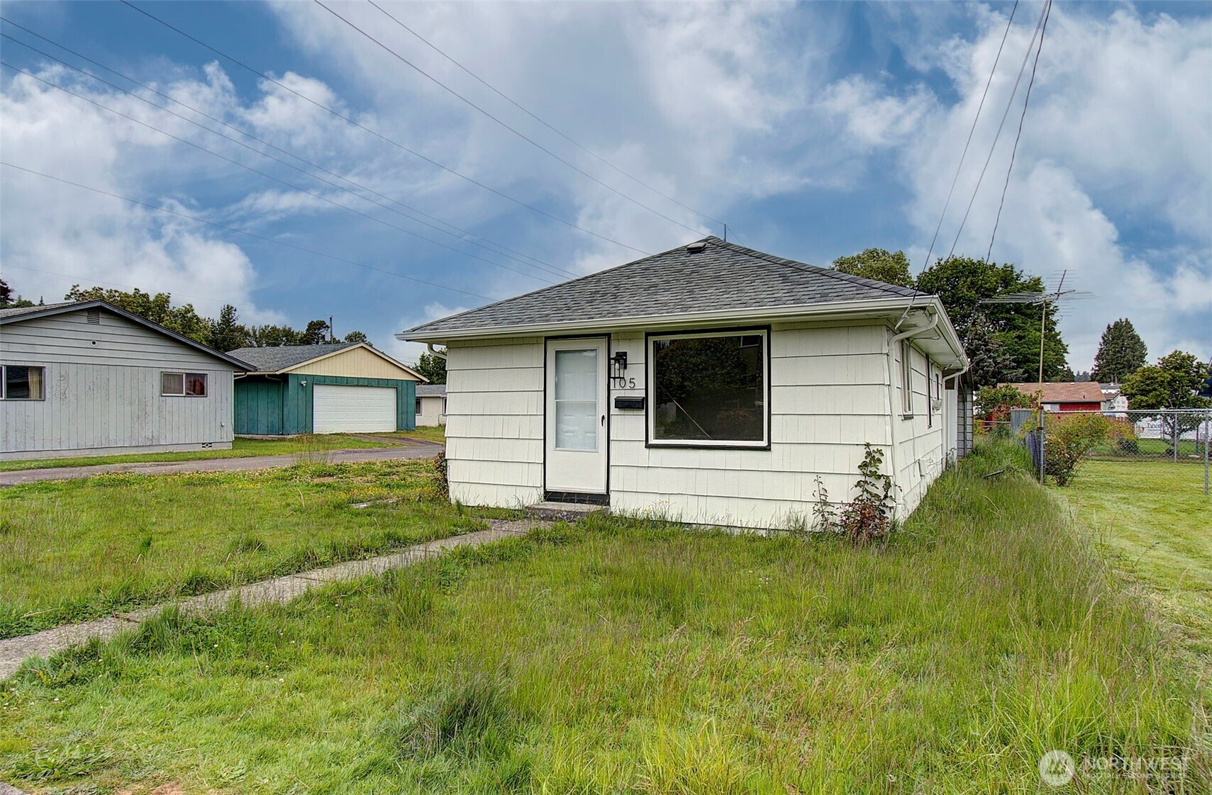 105 Redpath St, Kelso, WA 98675 - MLS 2339709 - Coldwell Banker