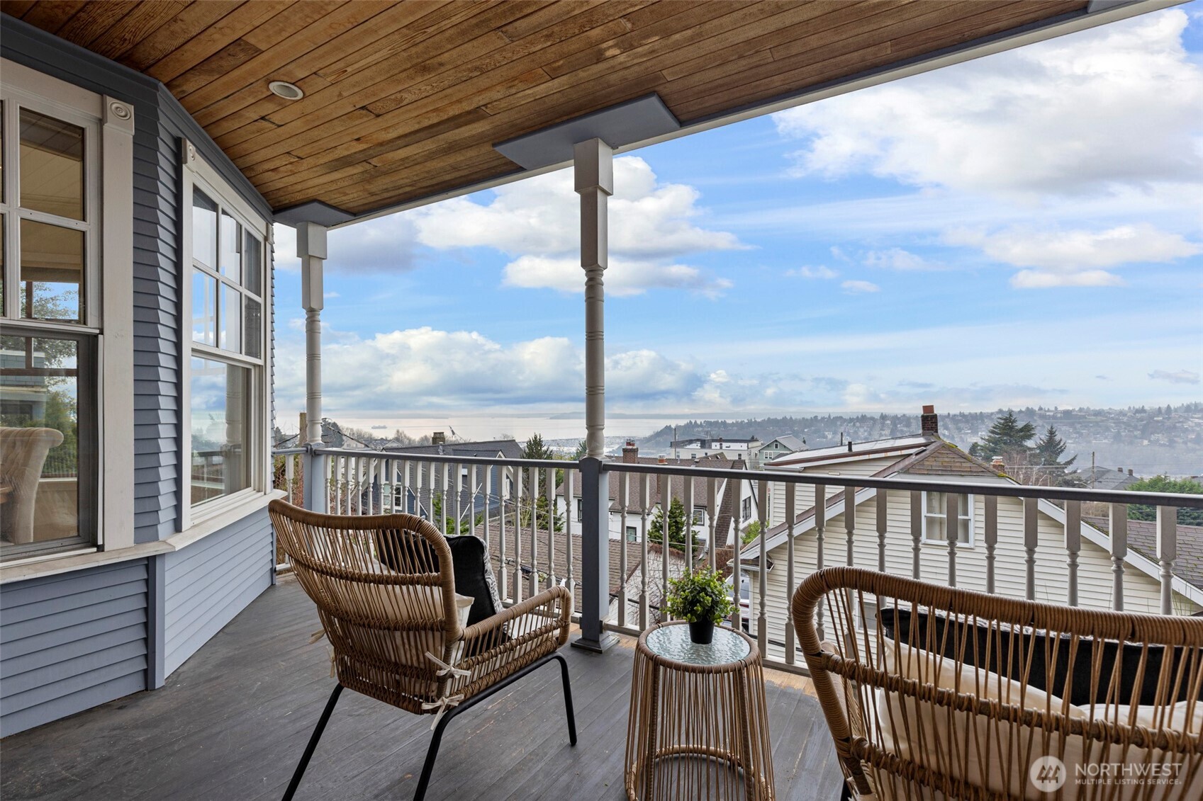 909 W Crockett St, Seattle, WA 98119 - MLS 2349792 - Coldwell Banker