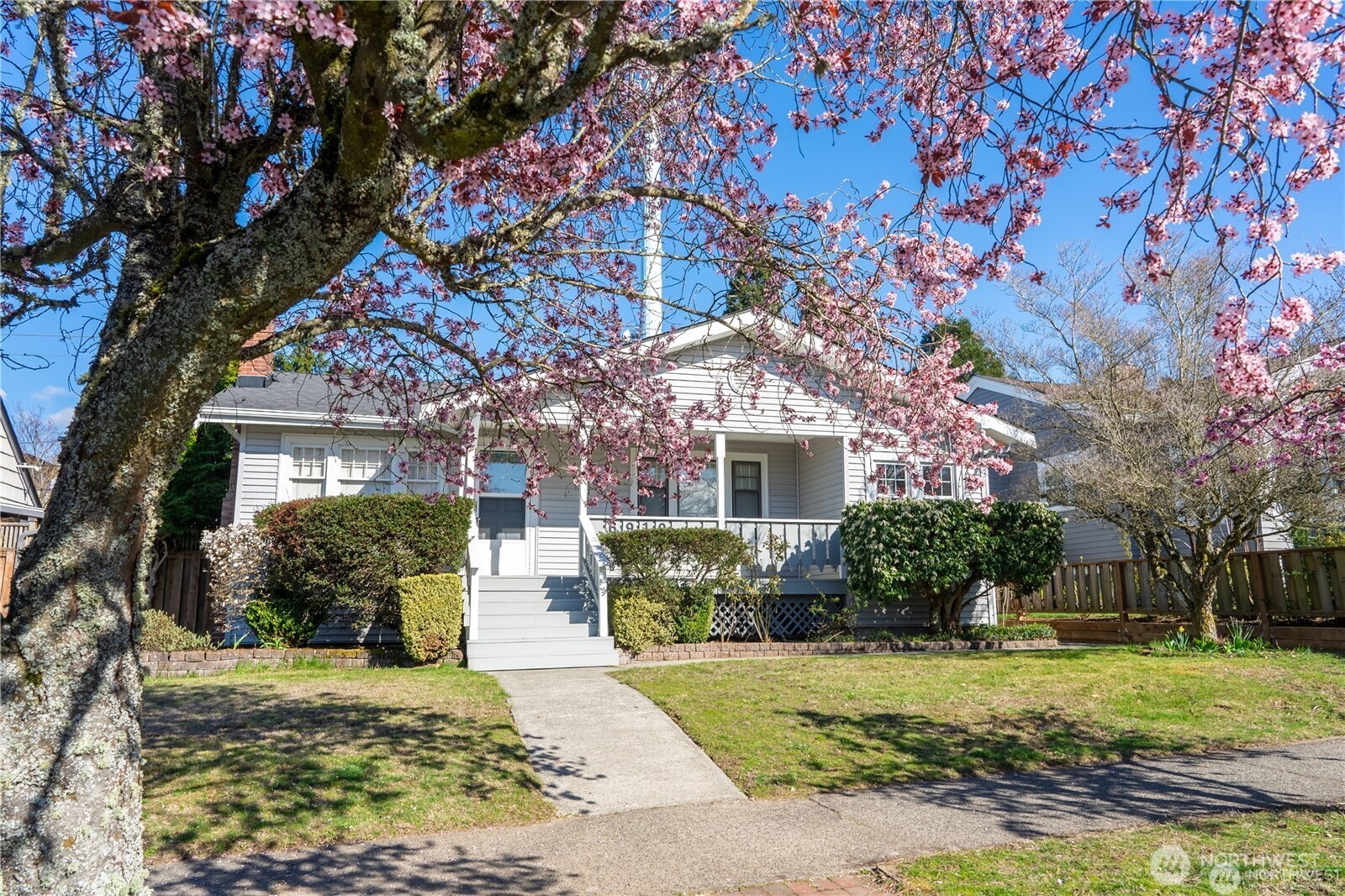 6910 37th Ave SW, Seattle, WA 98126 - MLS 2352775 - Coldwell Banker