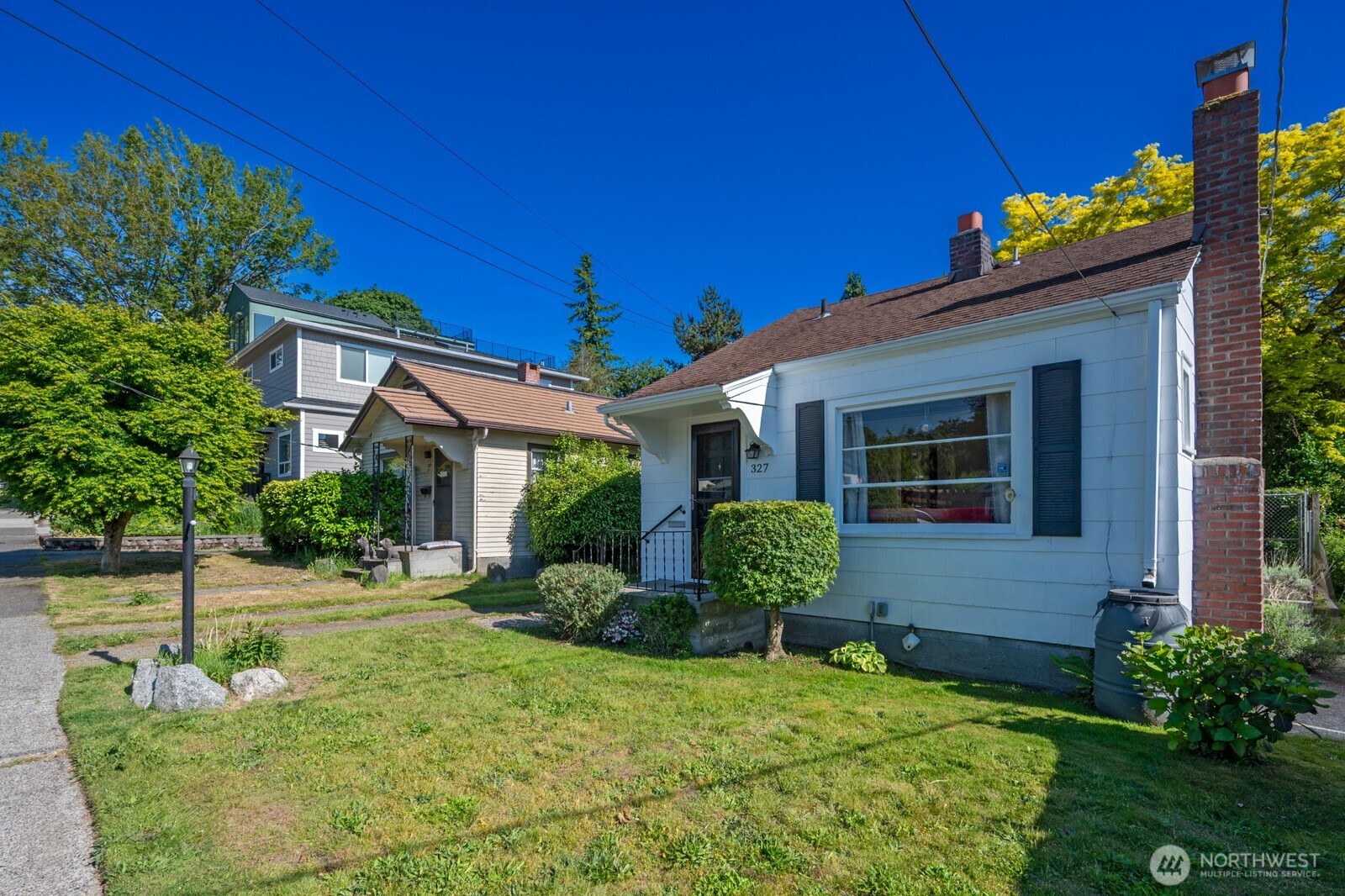 327 NE 90th St, Seattle, WA 98115 - MLS 2383122 - Coldwell Banker