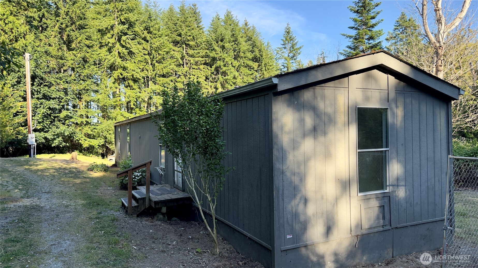 32 E Mountain View Rd, Camano Island, WA 98282 - MLS 2397094 - Coldwell ...