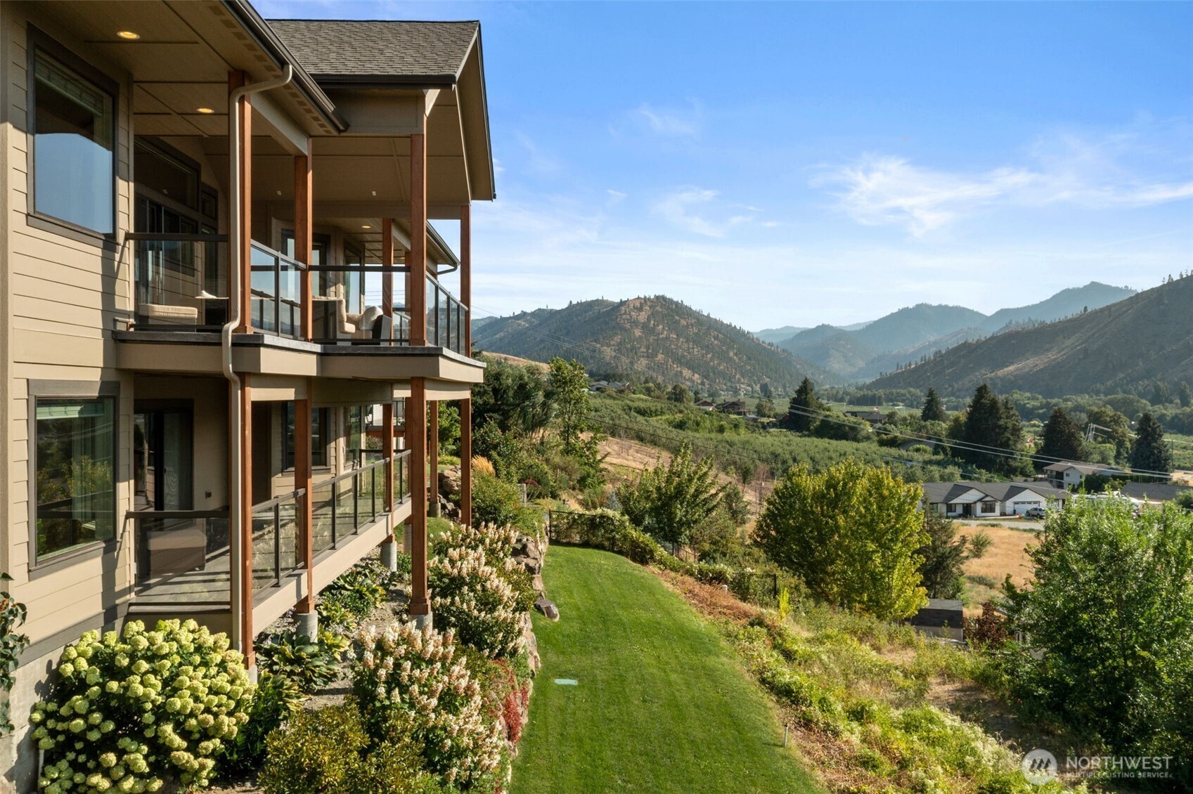 106 Mount Cashmere Pl, Cashmere, WA 98815 - MLS 2418101 - Coldwell Banker