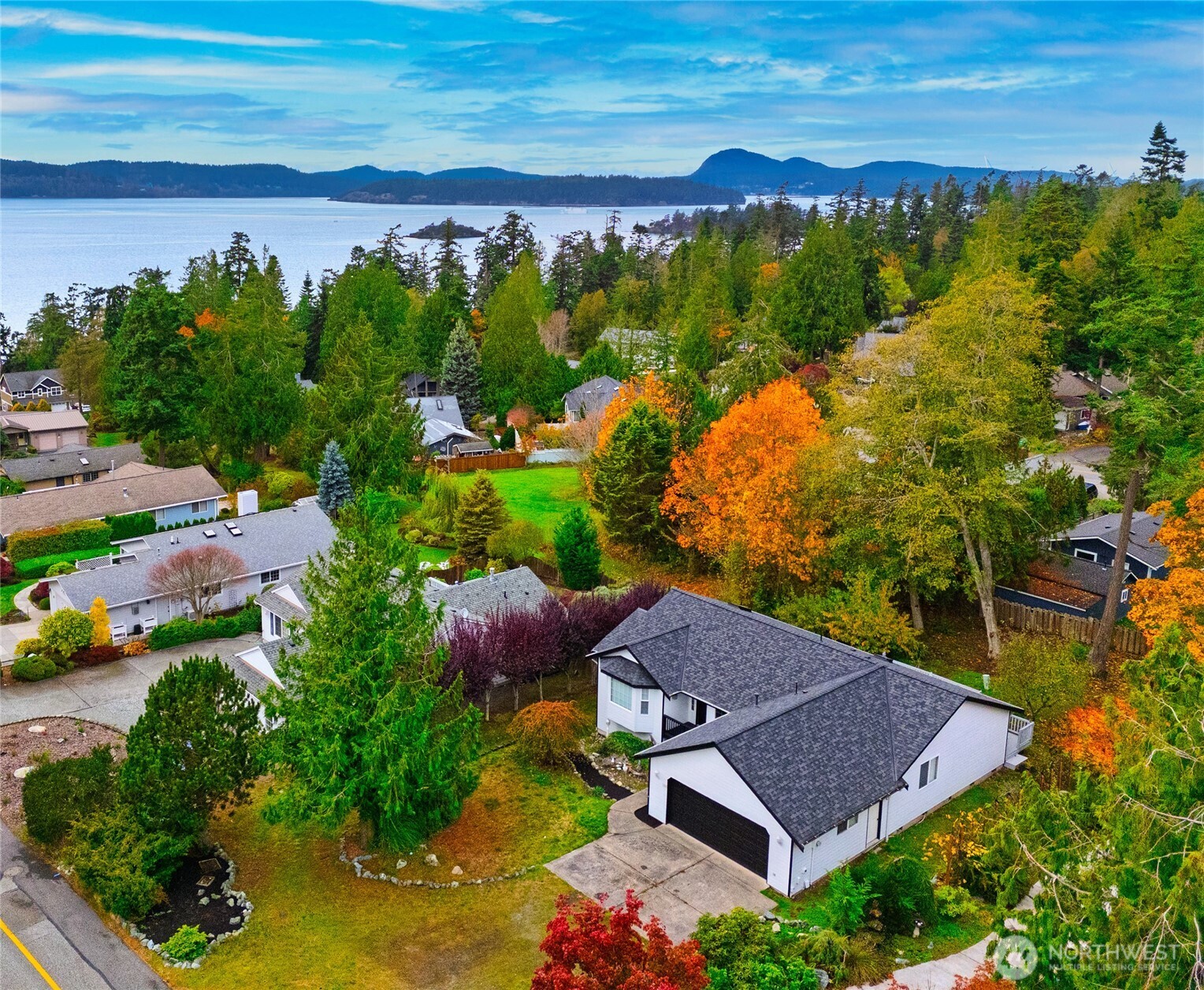 752 Tillamuk Dr, La Conner, WA 98257 - MLS 2446545 - Coldwell Banker