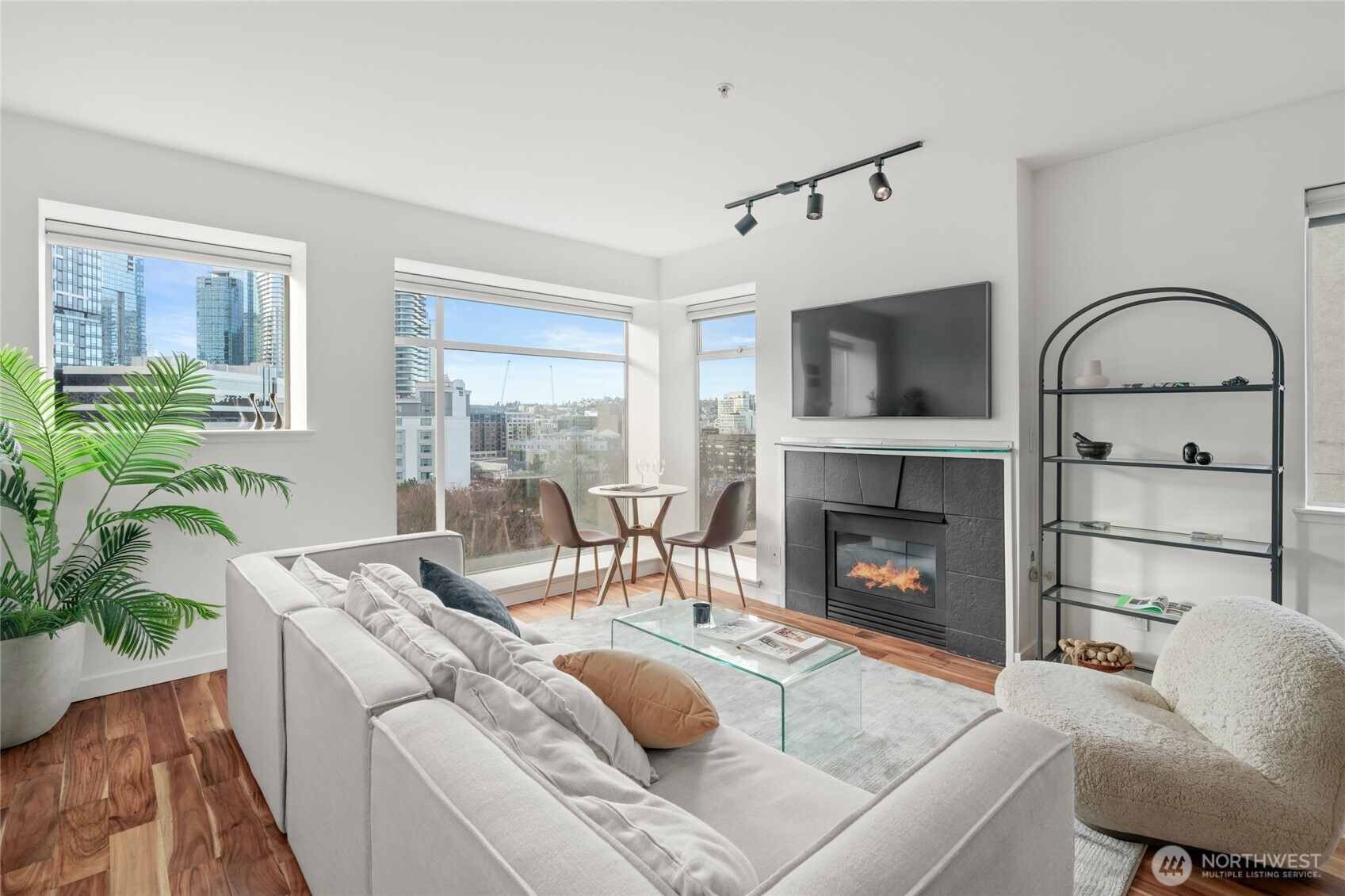1708 Melrose Ave #401, Seattle, WA 98122 - MLS 2328867 - Coldwell Banker