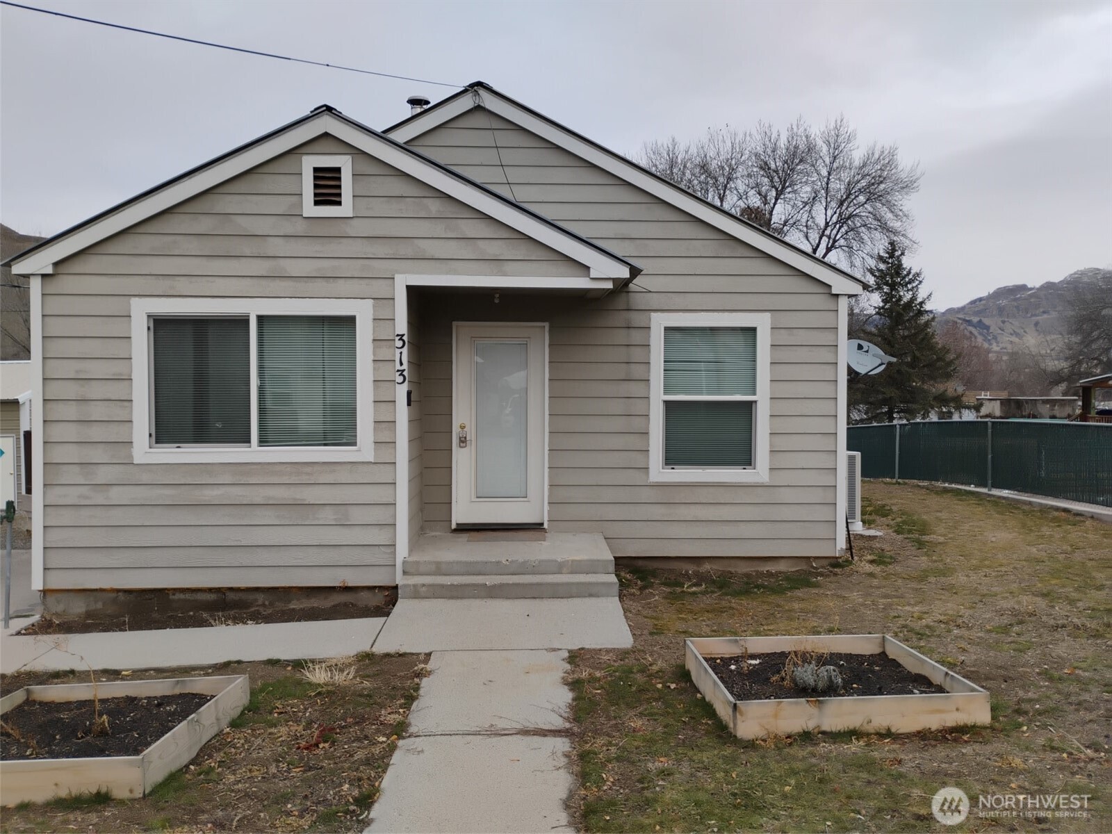 313 Orchard Ave, Elmer City, WA 99124 - MLS 2330678 - Coldwell Banker
