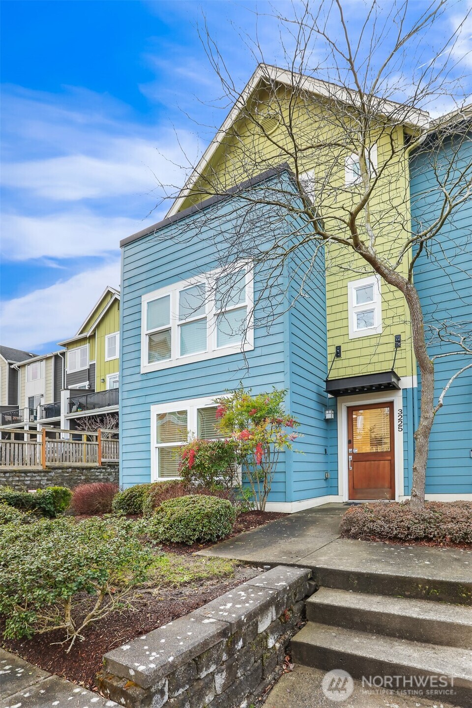 3225 SW Raymond St, Seattle, WA 98126 - MLS 2334284 - Coldwell Banker