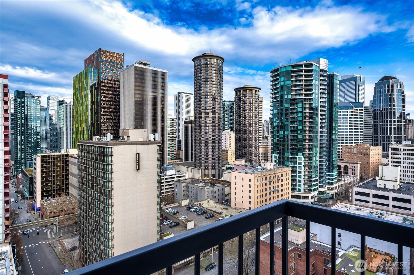 2100 3rd Ave #1806, Seattle, WA 98121 - MLS 2341958 - Coldwell Banker