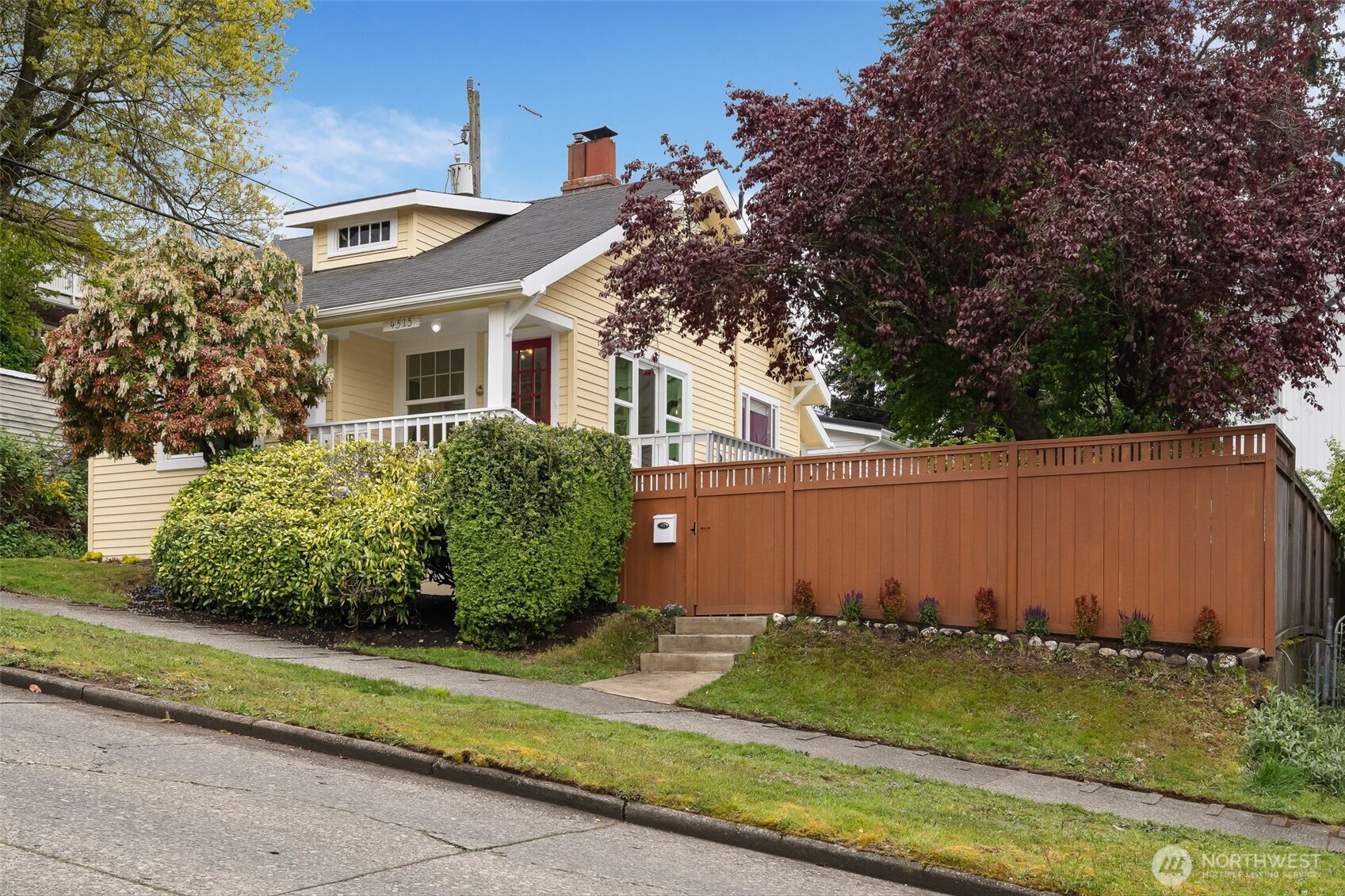 4515 SW Alaska St, Seattle, WA 98116 - MLS 2367692 - Coldwell Banker