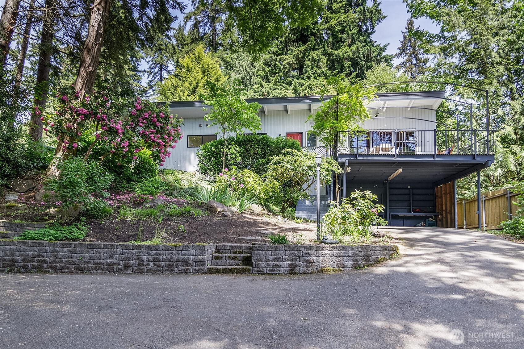 3702 NE 180th St, Lake Forest Park, WA 98155 - MLS 2381631 - Coldwell ...