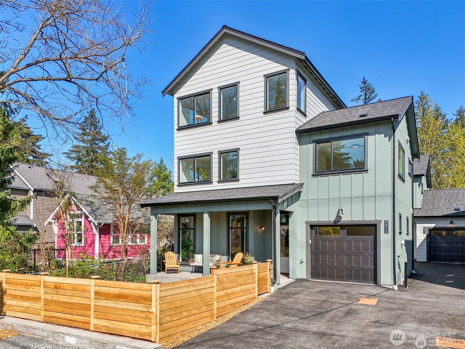 9812 8th Ave NE, Seattle, WA 98115 - MLS 2385211 - Coldwell Banker
