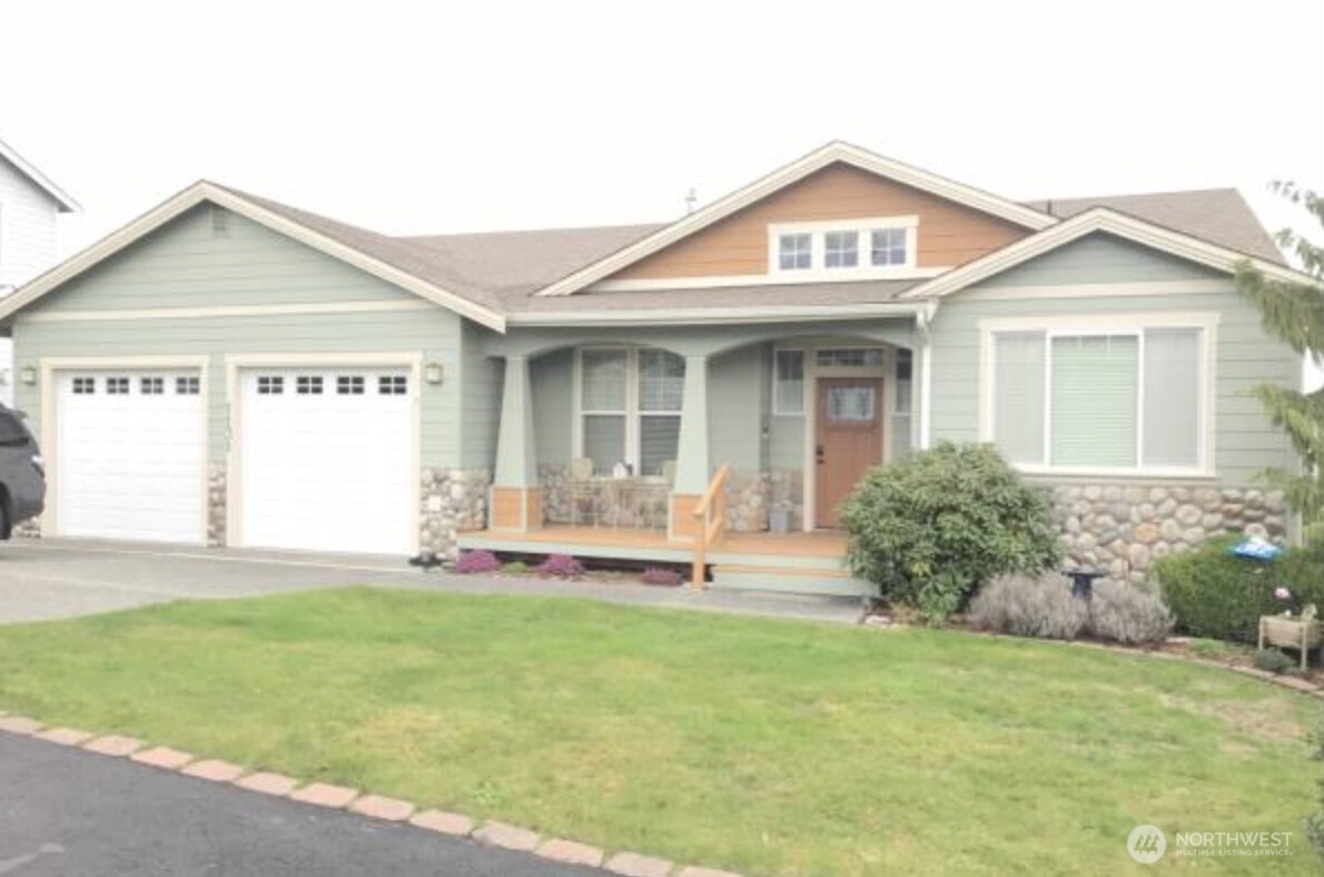 1131 Rolling Dr, Camano Island, WA 98282 - MLS 2387642 - Coldwell Banker