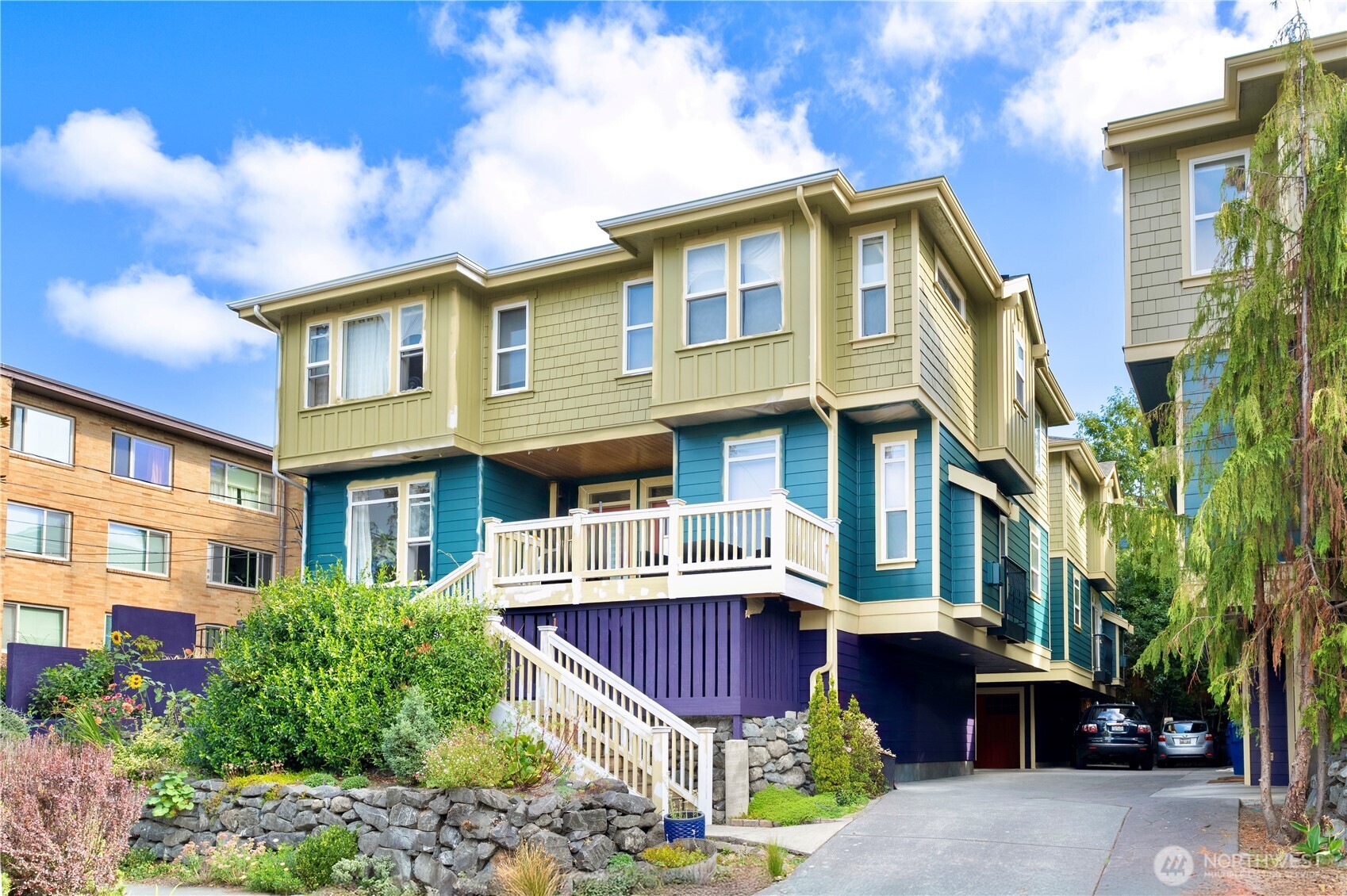 422 Federal Ave E #B, Seattle, WA 98102 - MLS 2457539 - Coldwell Banker