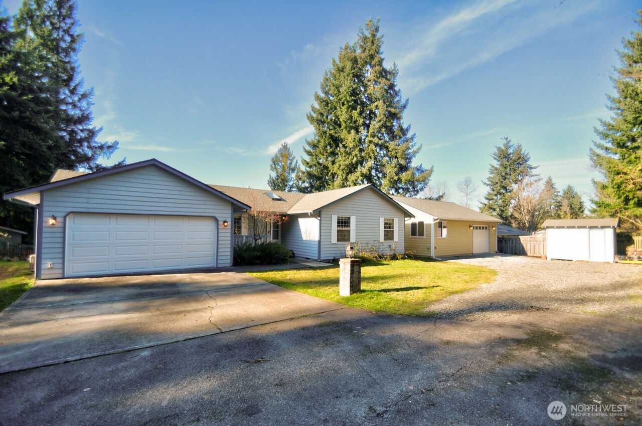 12413 122nd St E, Puyallup, WA 98374 - MLS 2467491 - Coldwell Banker