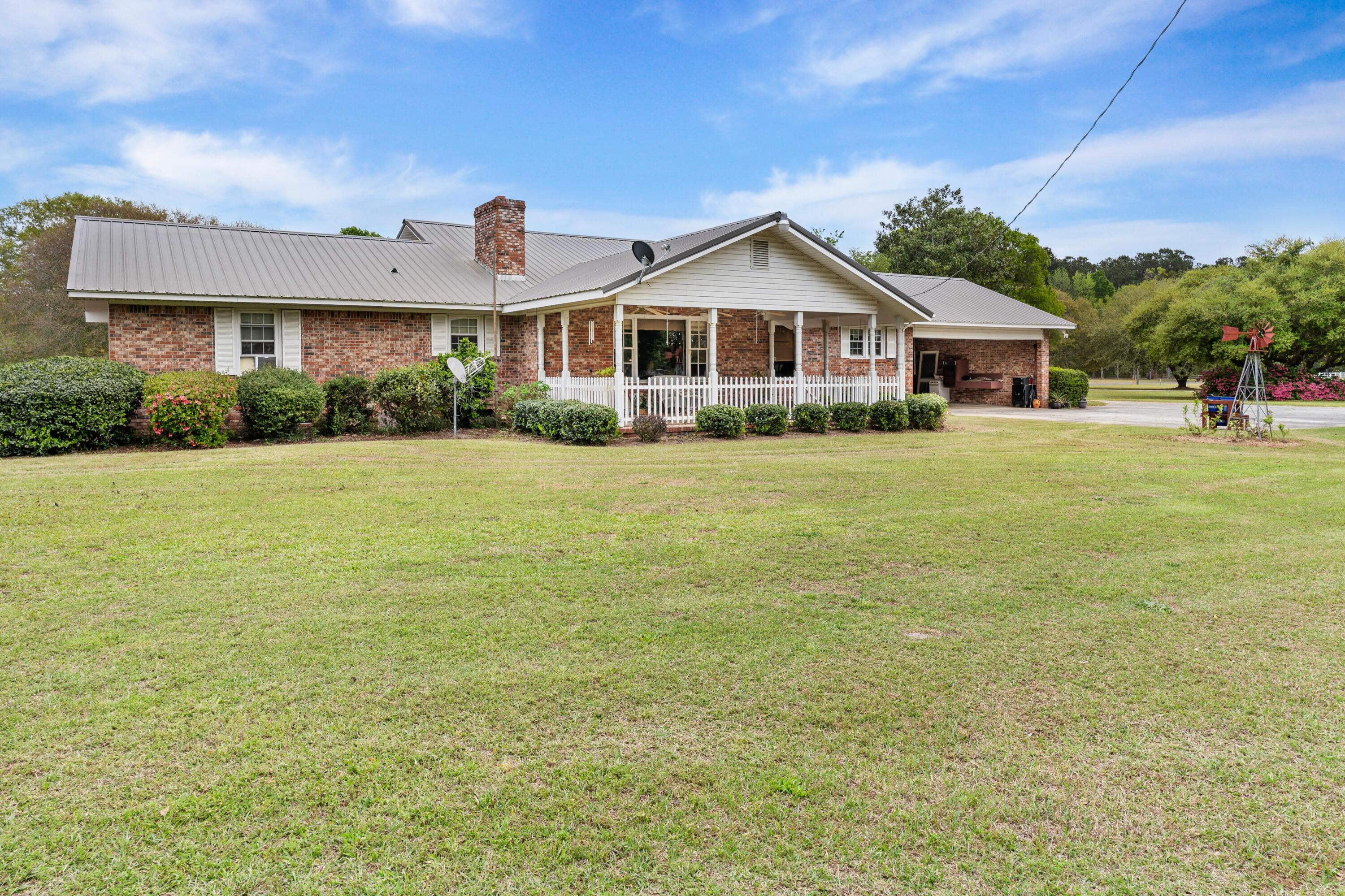 336 Farmstead Ln, Cameron, SC 29030 - MLS 26010102 - Coldwell Banker
