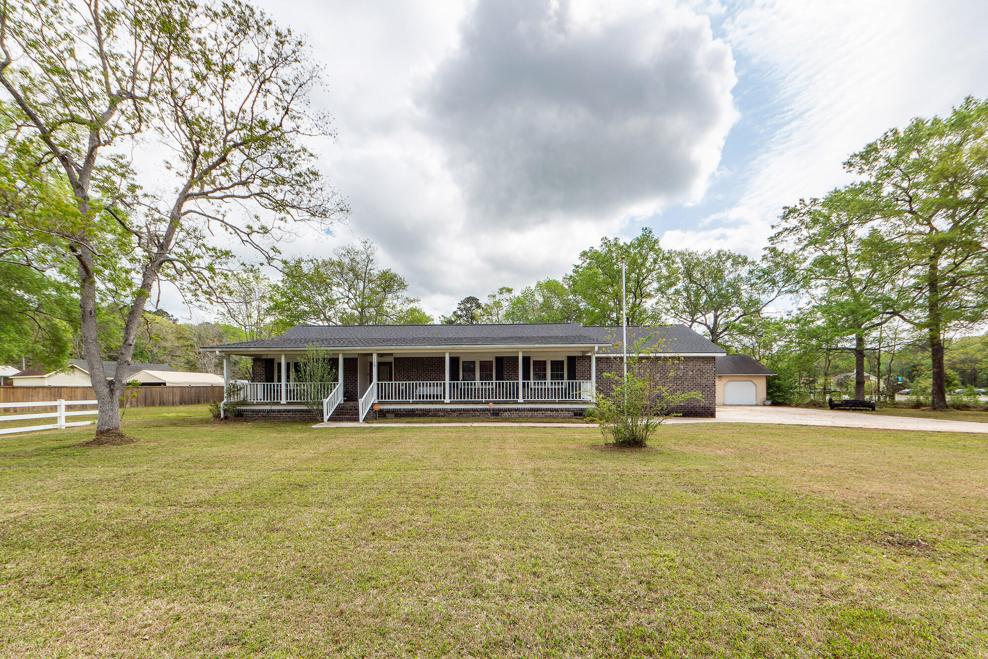 110 Wallace Rd, Goose Creek, SC 29445 - MLS 25009967 - Coldwell Banker