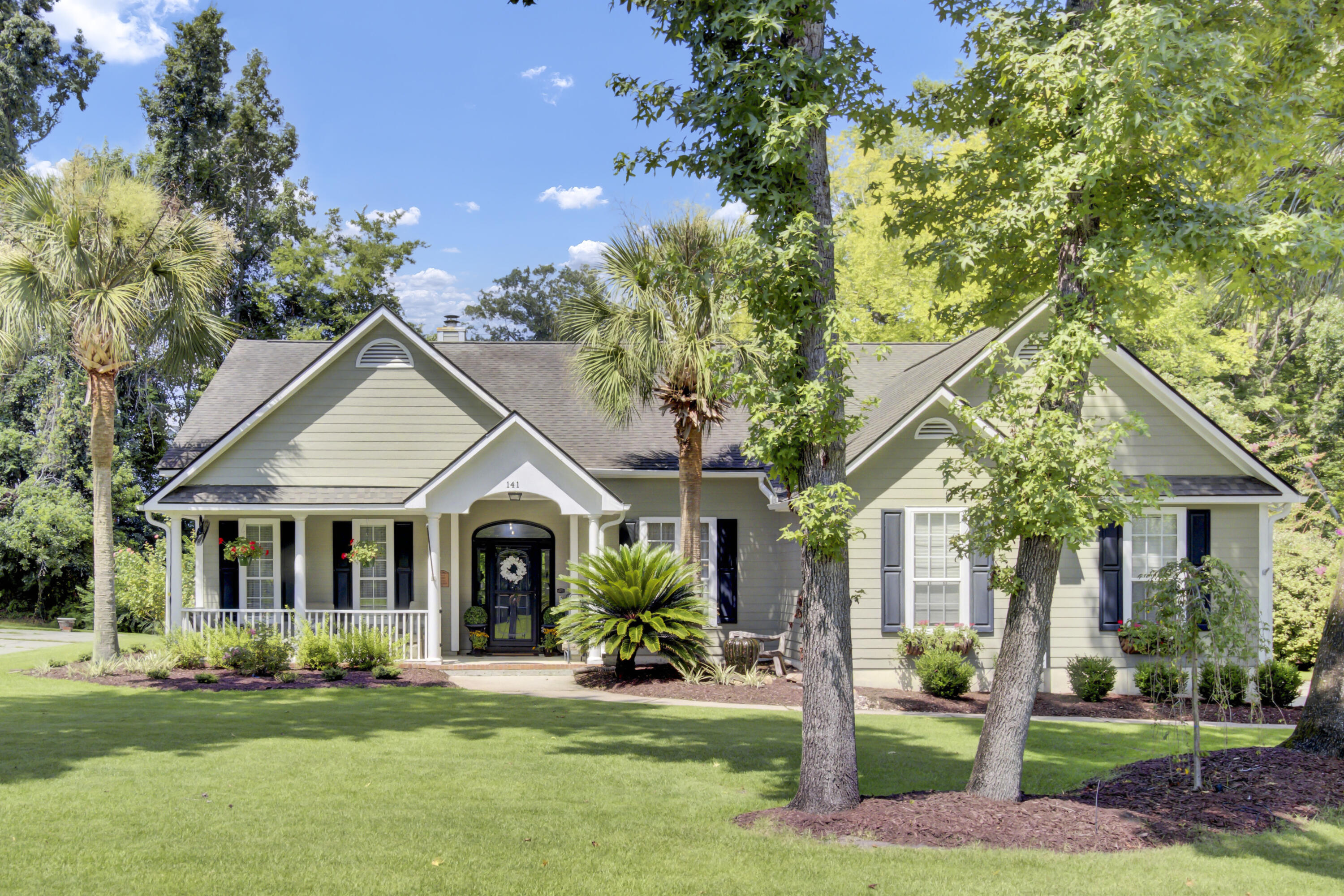 141 Old Course Rd, Summerville, SC 29485 - MLS 25020428 - Coldwell Banker