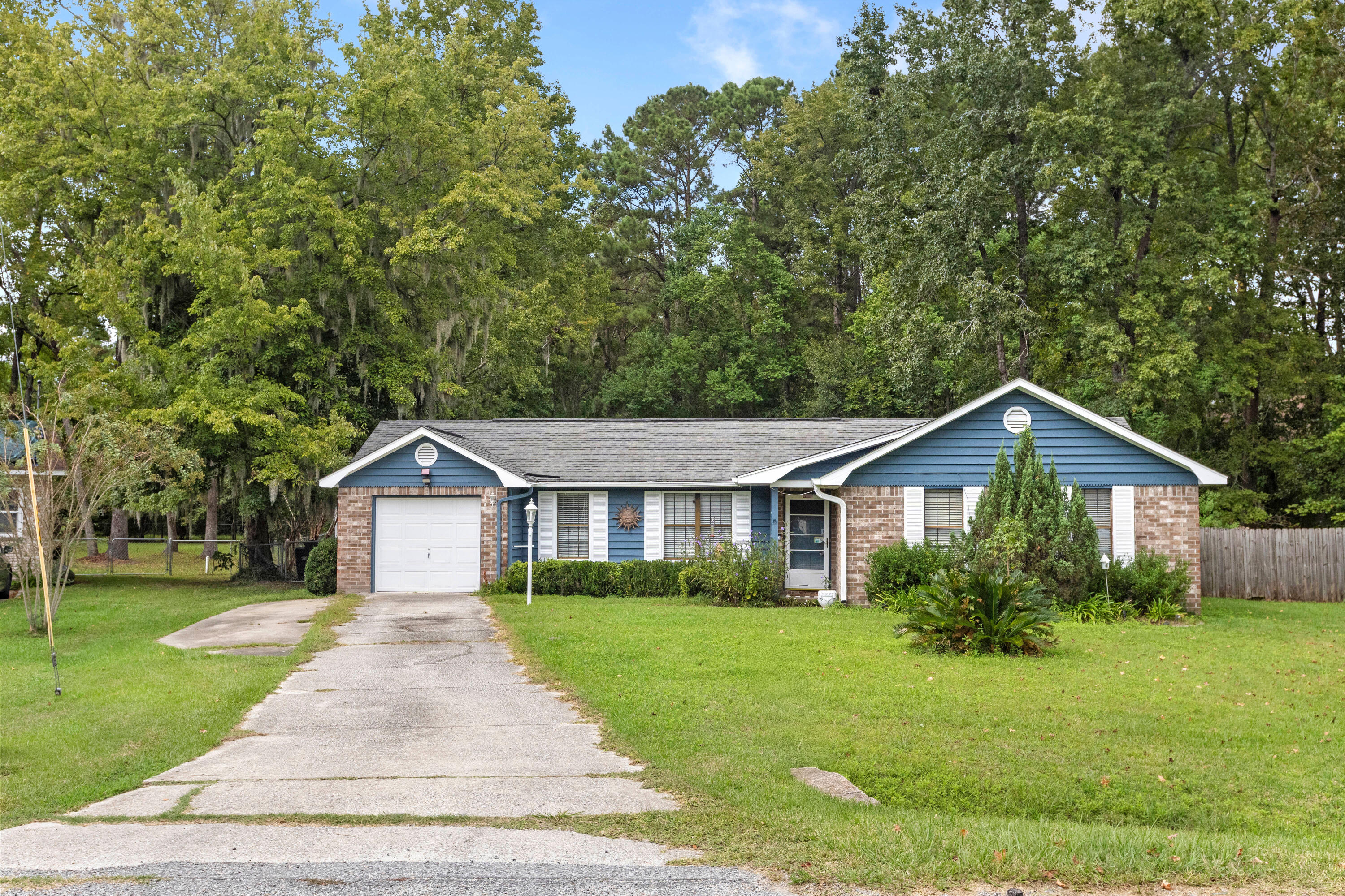 209 Pandora Dr N, Goose Creek, SC 29445 - MLS 25026988 - Coldwell Banker