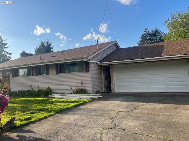13727 SE Raymond St, Portland, OR 97236 - MLS 149460191 - Coldwell Banker