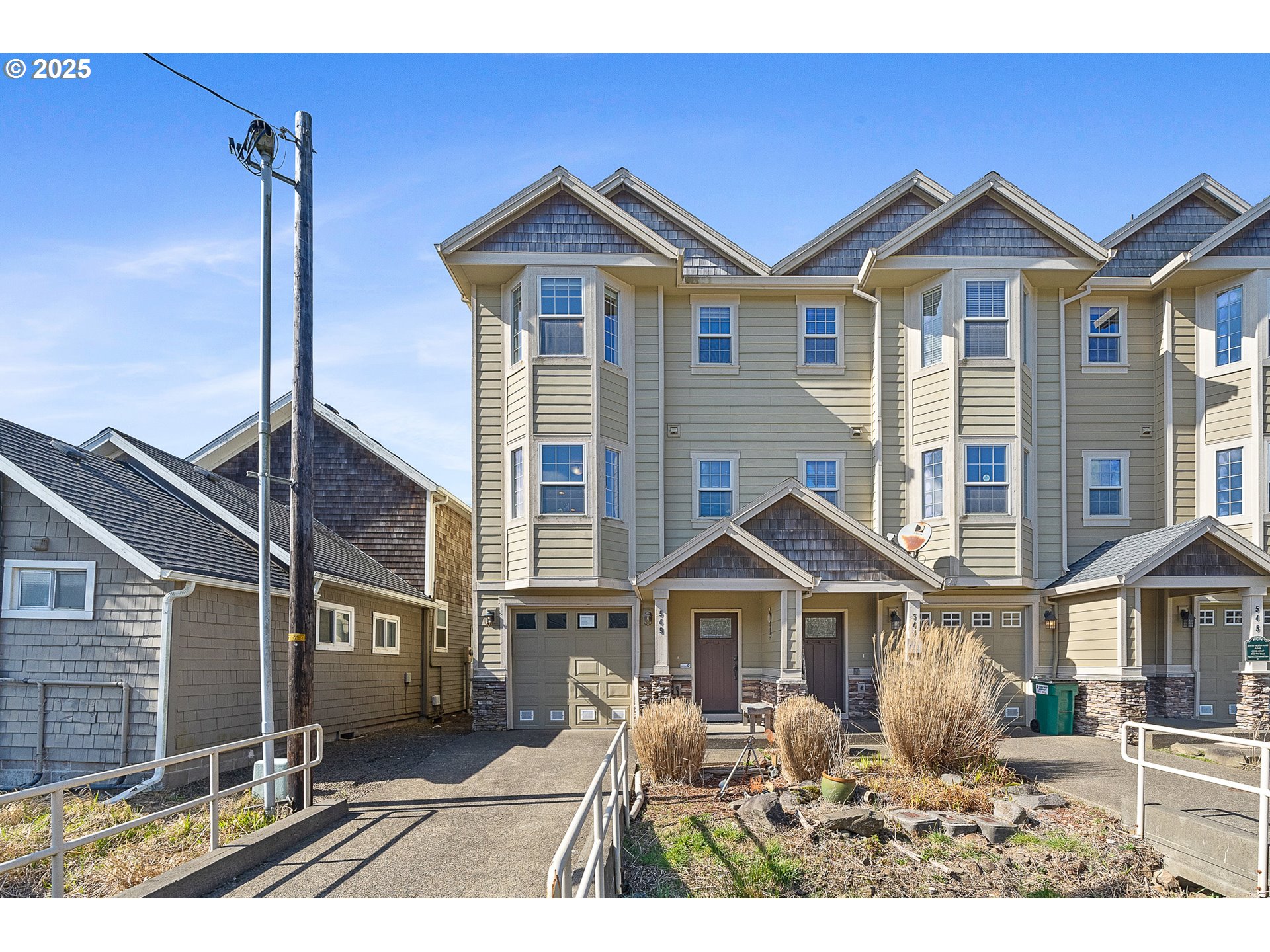 549 S Front St, Rockaway Beach, OR 97136 - MLS 426765269 - Coldwell Banker