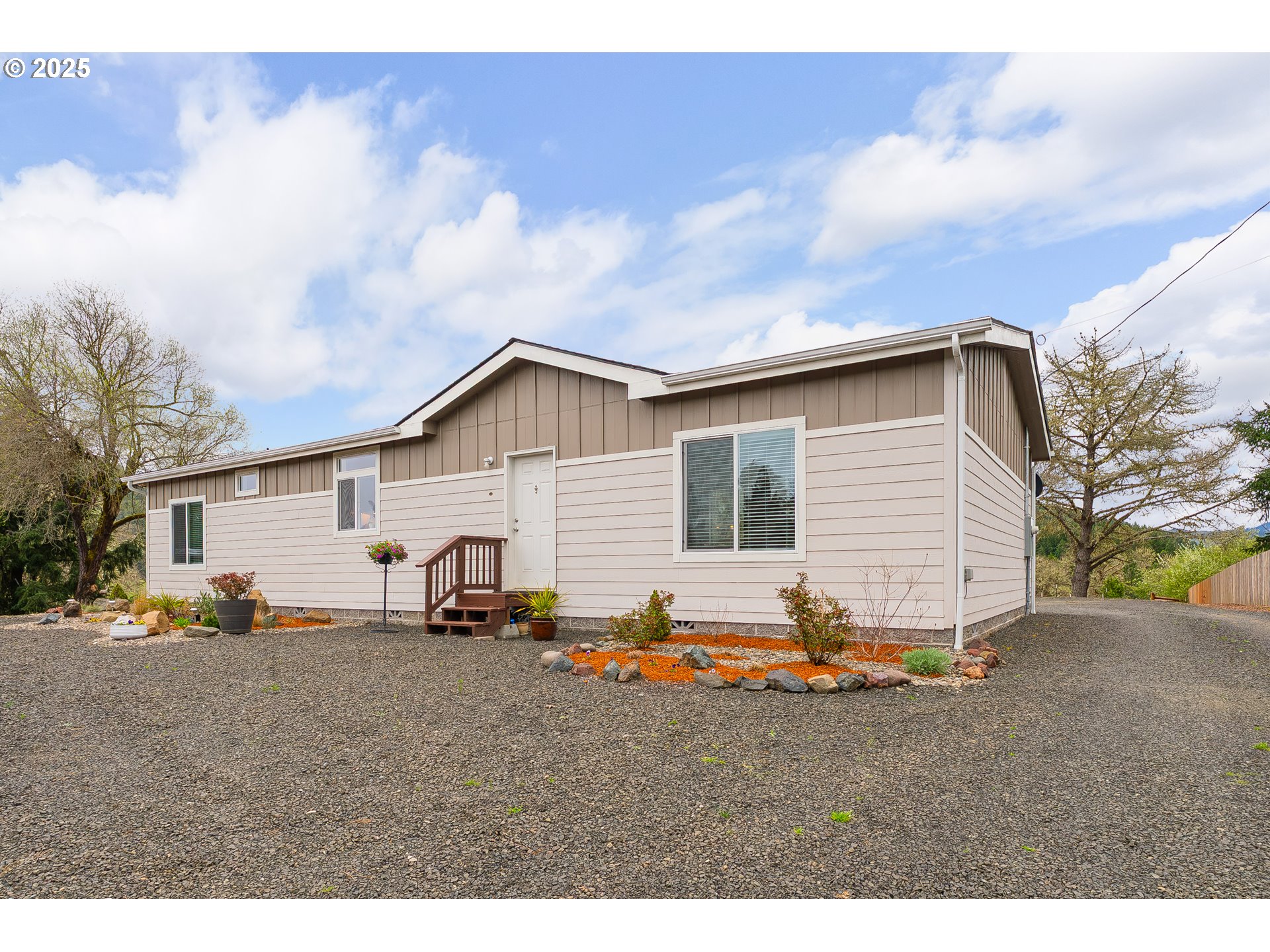 100 Crater Rd, Camas Valley, OR 97416 - MLS 437810885 - Coldwell Banker