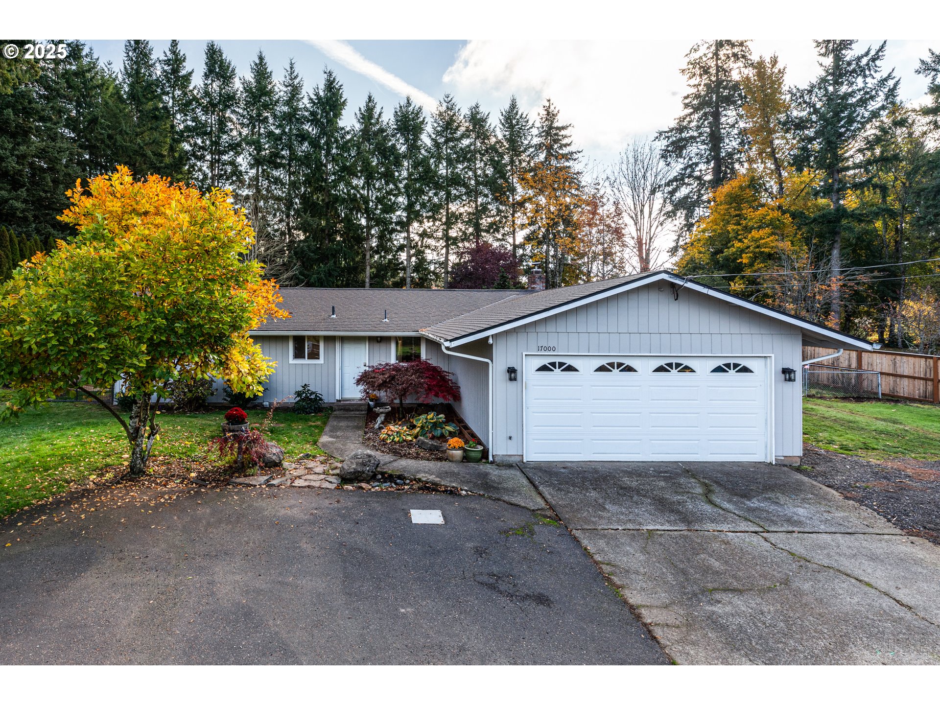 17000 SE Forest Hill Dr, Damascus, OR 97089 - MLS 787254257 - Coldwell ...