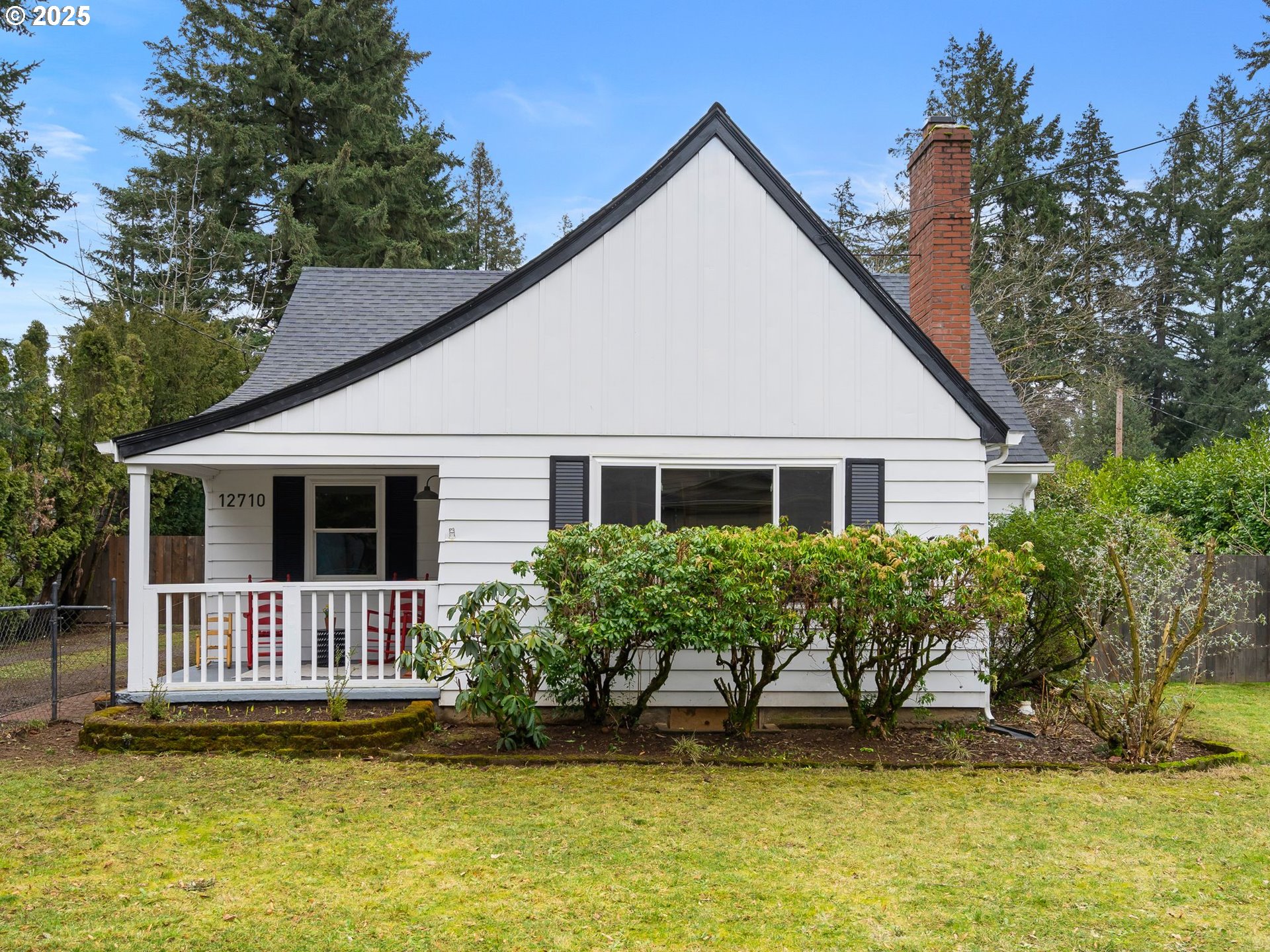 12710 SE Lincoln St, Portland, OR 97233 - MLS 153662908 - Coldwell Banker