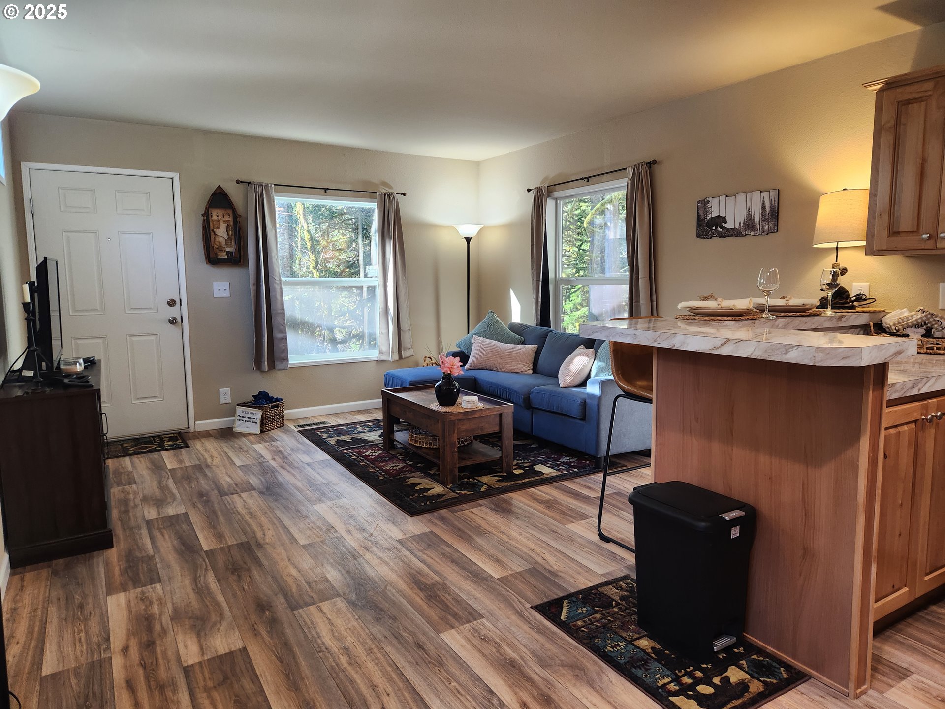 28172 E Lost Ln, Welches, OR 97067 - MLS 24163784 - Coldwell Banker