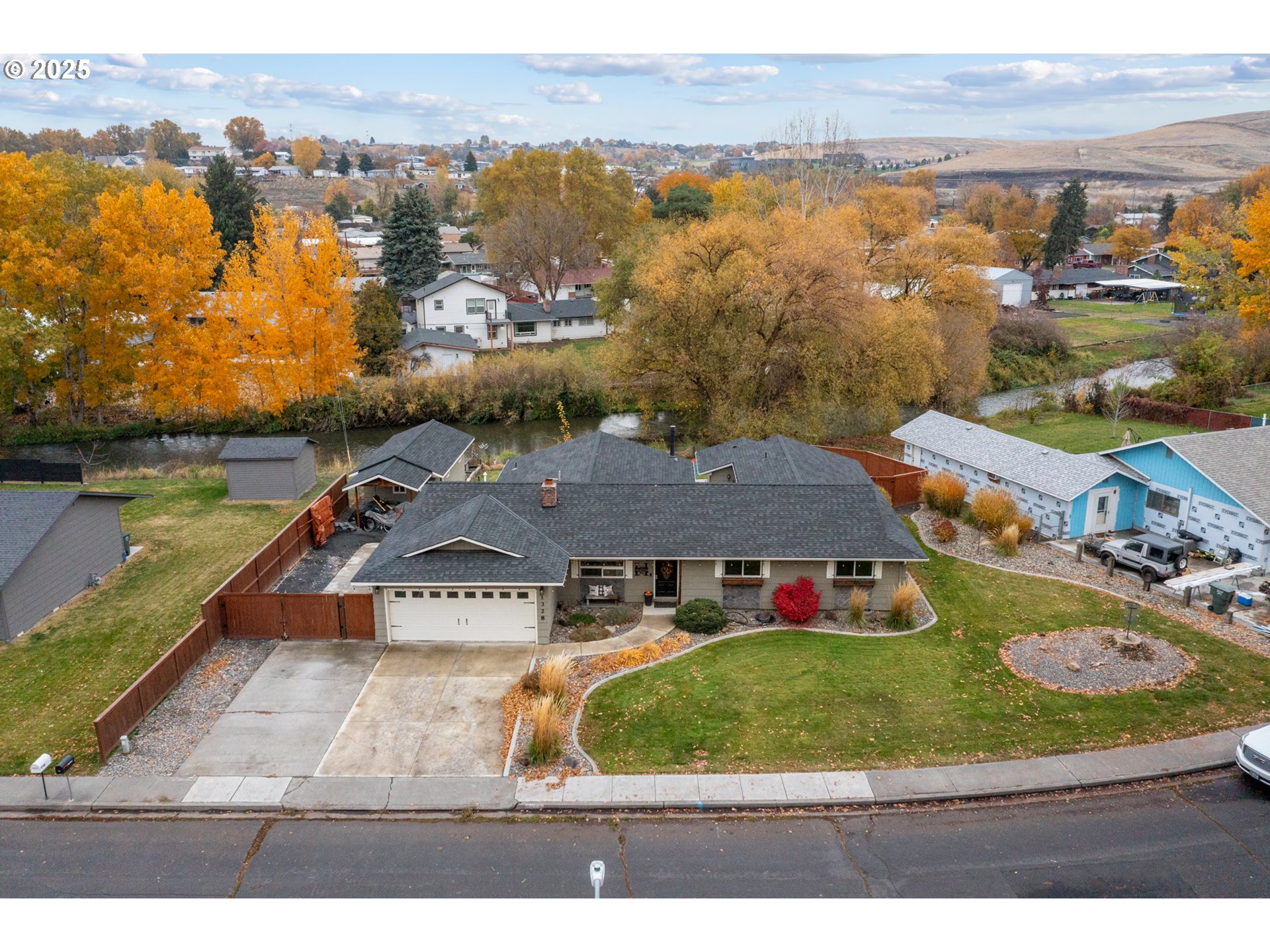 1328 SW 44th St, Pendleton, OR 97801 - MLS 330893462 - Coldwell Banker